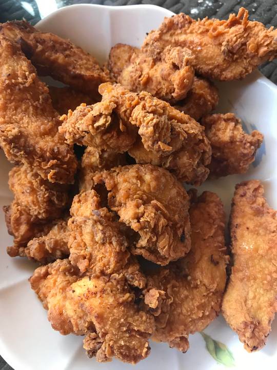 [Homemade] Crispy buttermilk fried chicken | Scrolller