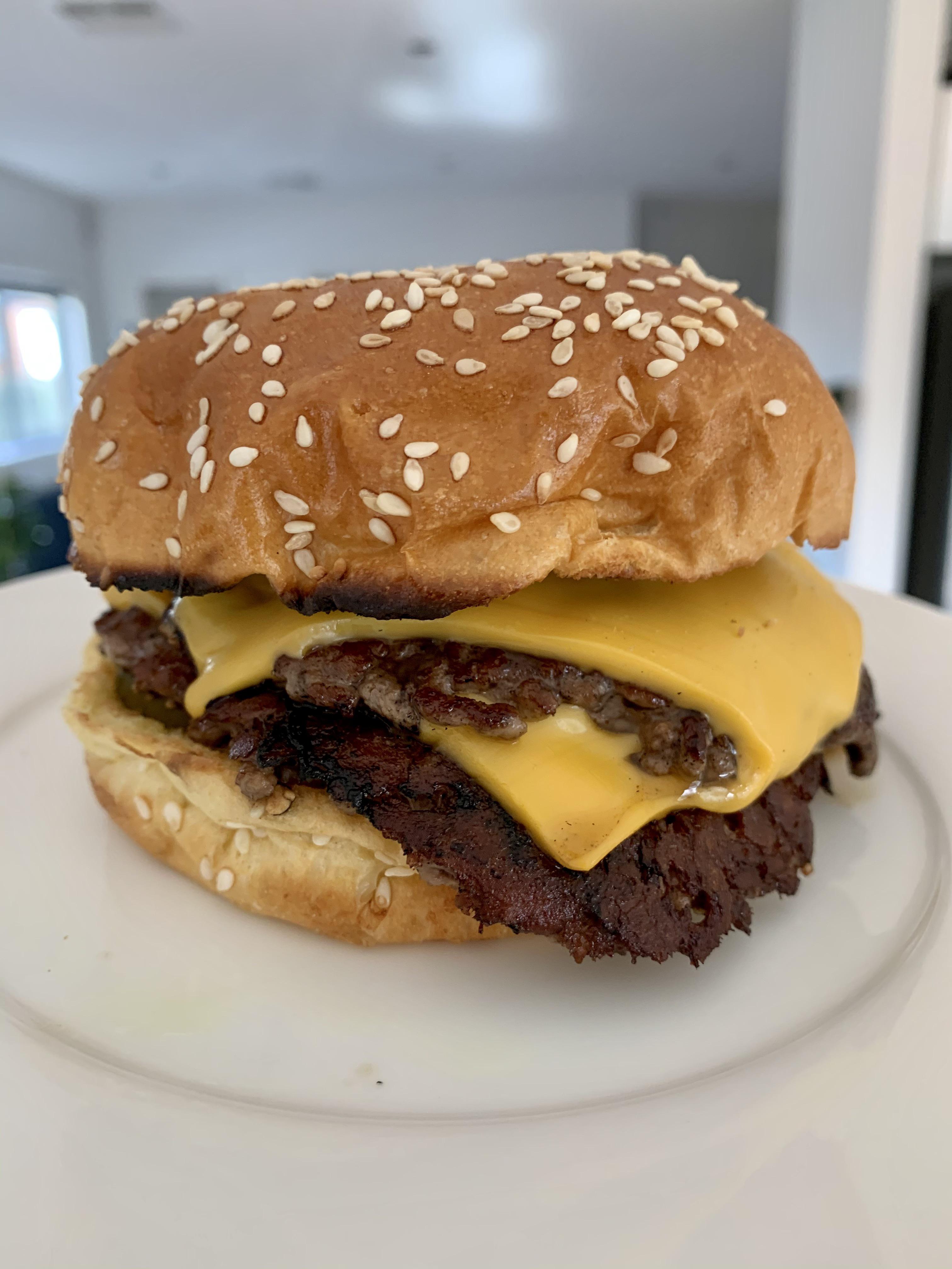 [homemade] Double cheeseburger | Scrolller