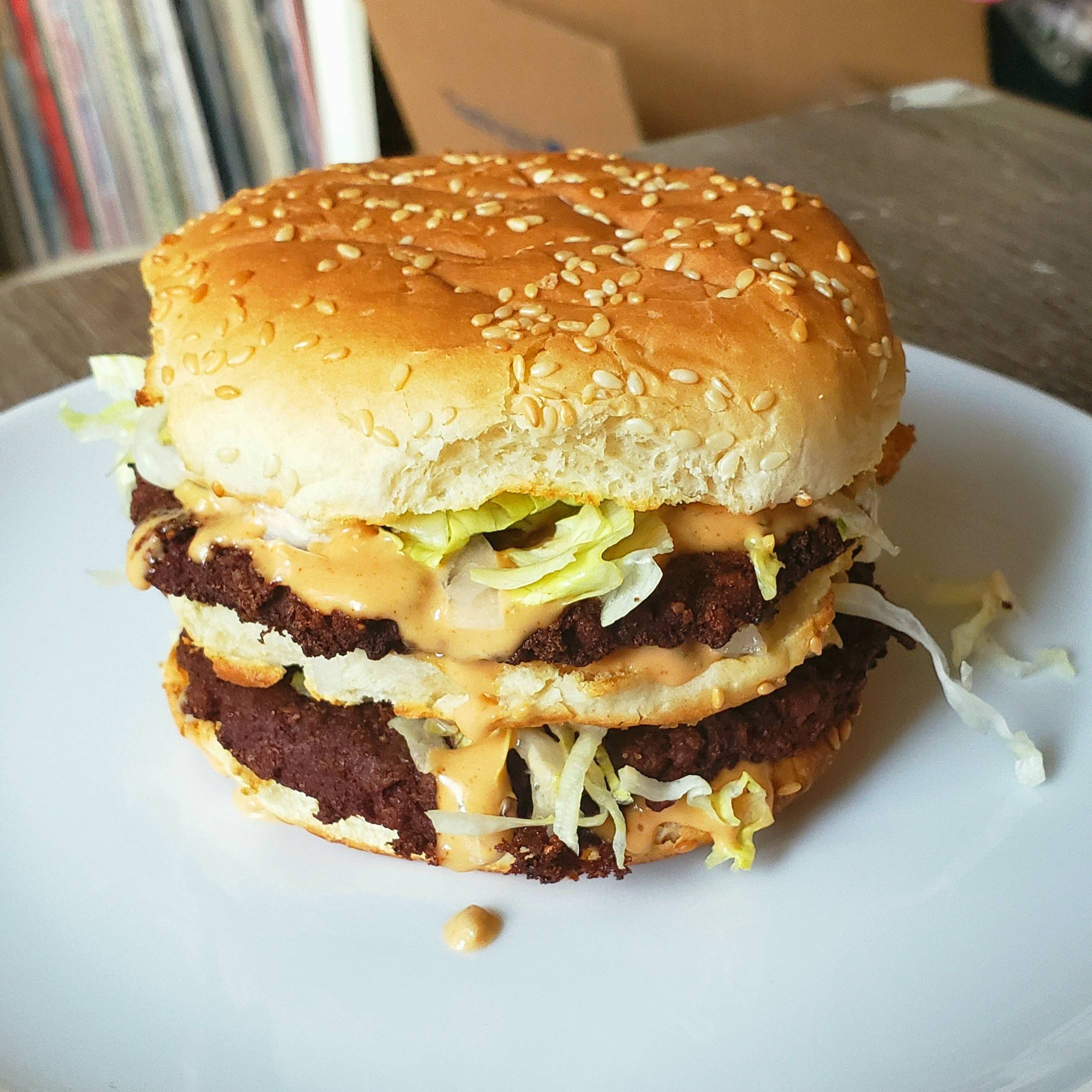 Homemade vegan big macs 🍔🍔 with Lightlife's new burger patties | Scrolller