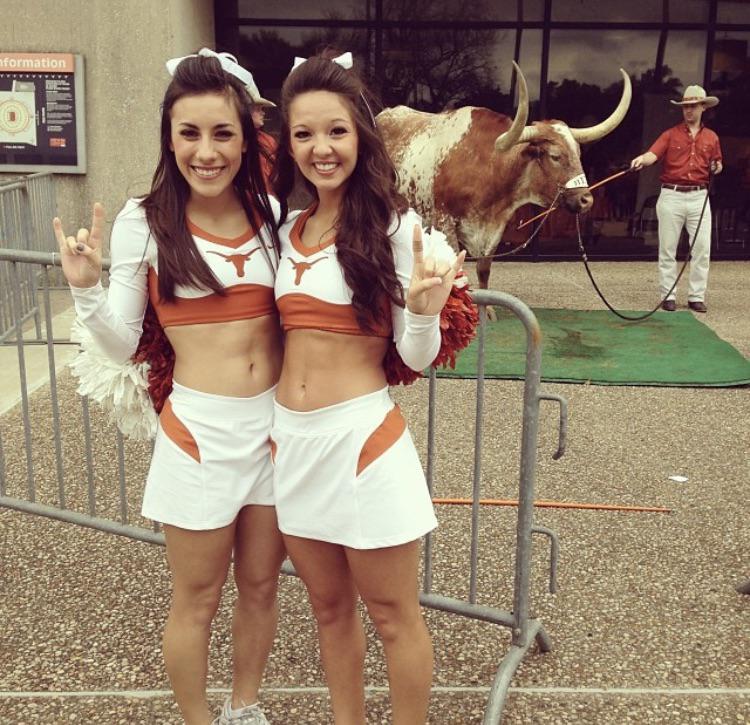 Hook em! | Scrolller