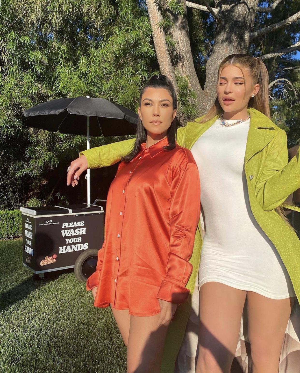 Hot dog stand | Scrolller