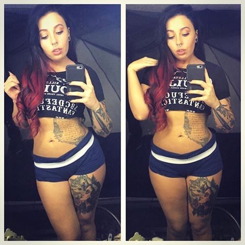 Hottie with rolled shorts | Scrolller