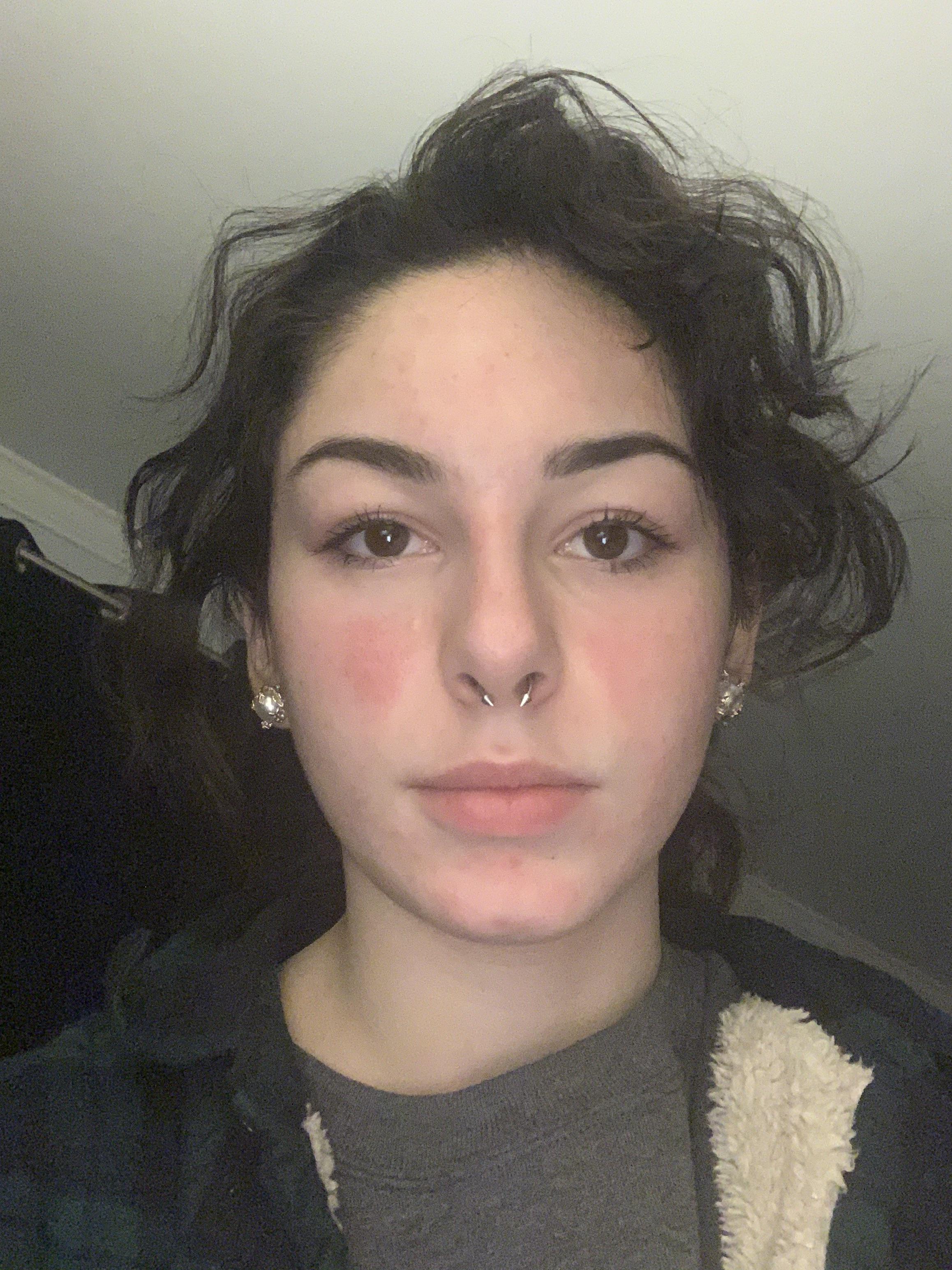 How tf do I fix my lopsided ass eyebrows...why does my face look like this | Scrolller