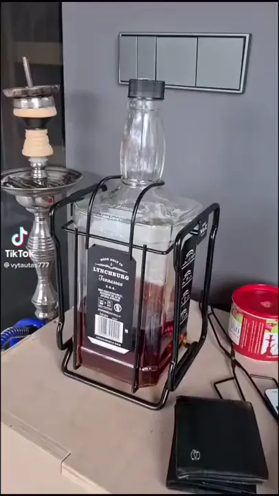 How to fill your glass | Scrolller