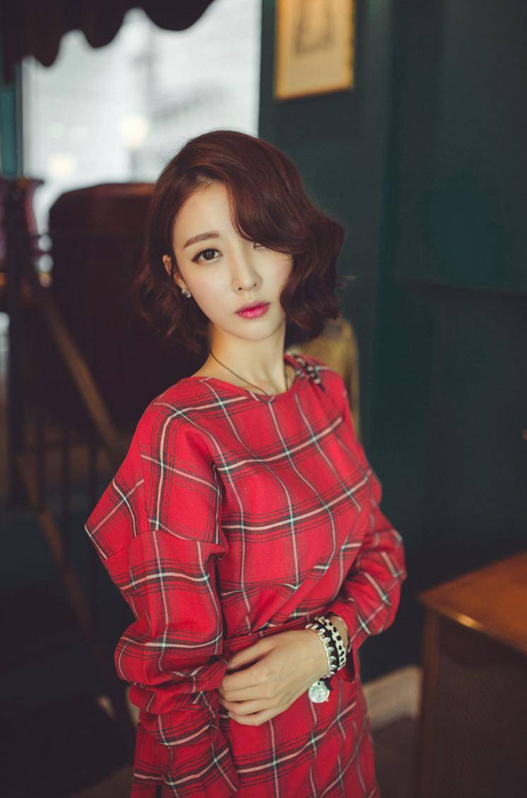 Huge album of Ji Na | Scrolller