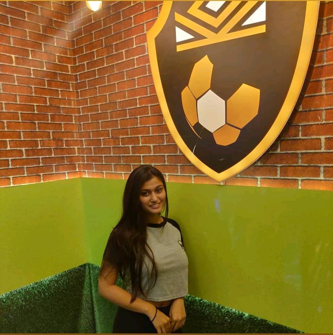 huge boobies | Scrolller