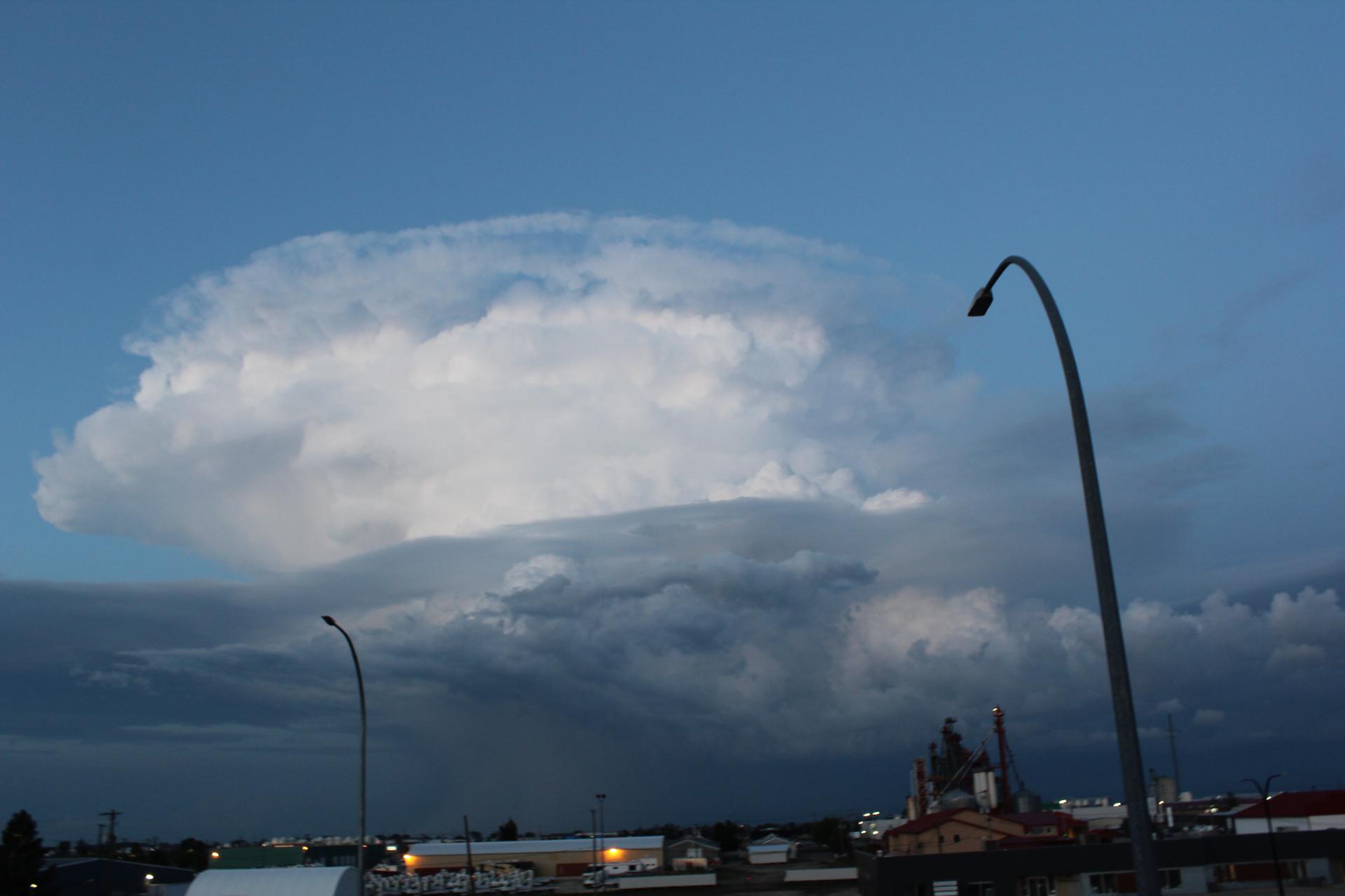 Huge storm cloud outside winkler. | Scrolller