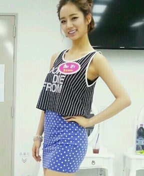 Hyeri "Clizy" sponsor photos | Scrolller