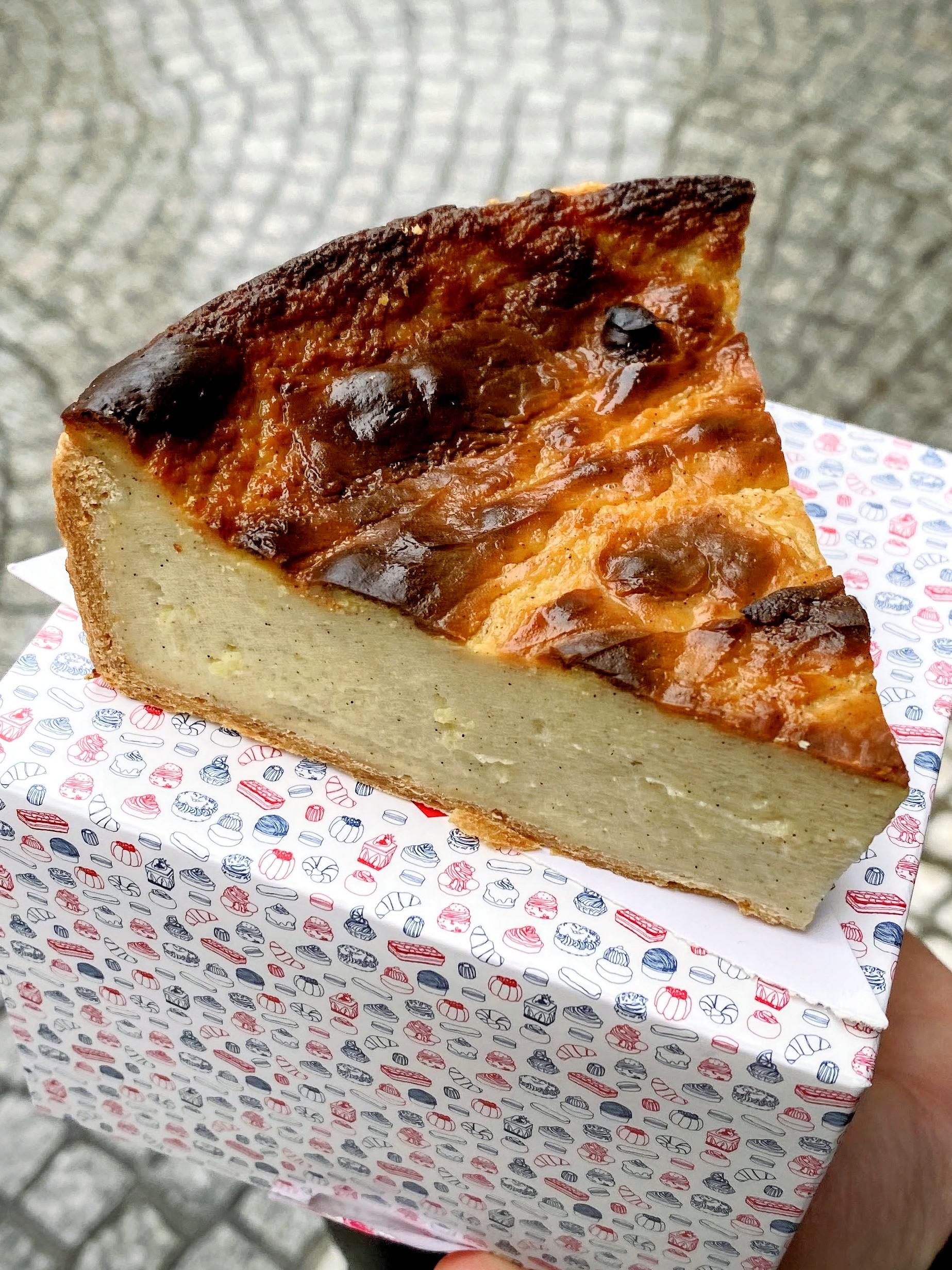 [I ate] Parisian flan | Scrolller