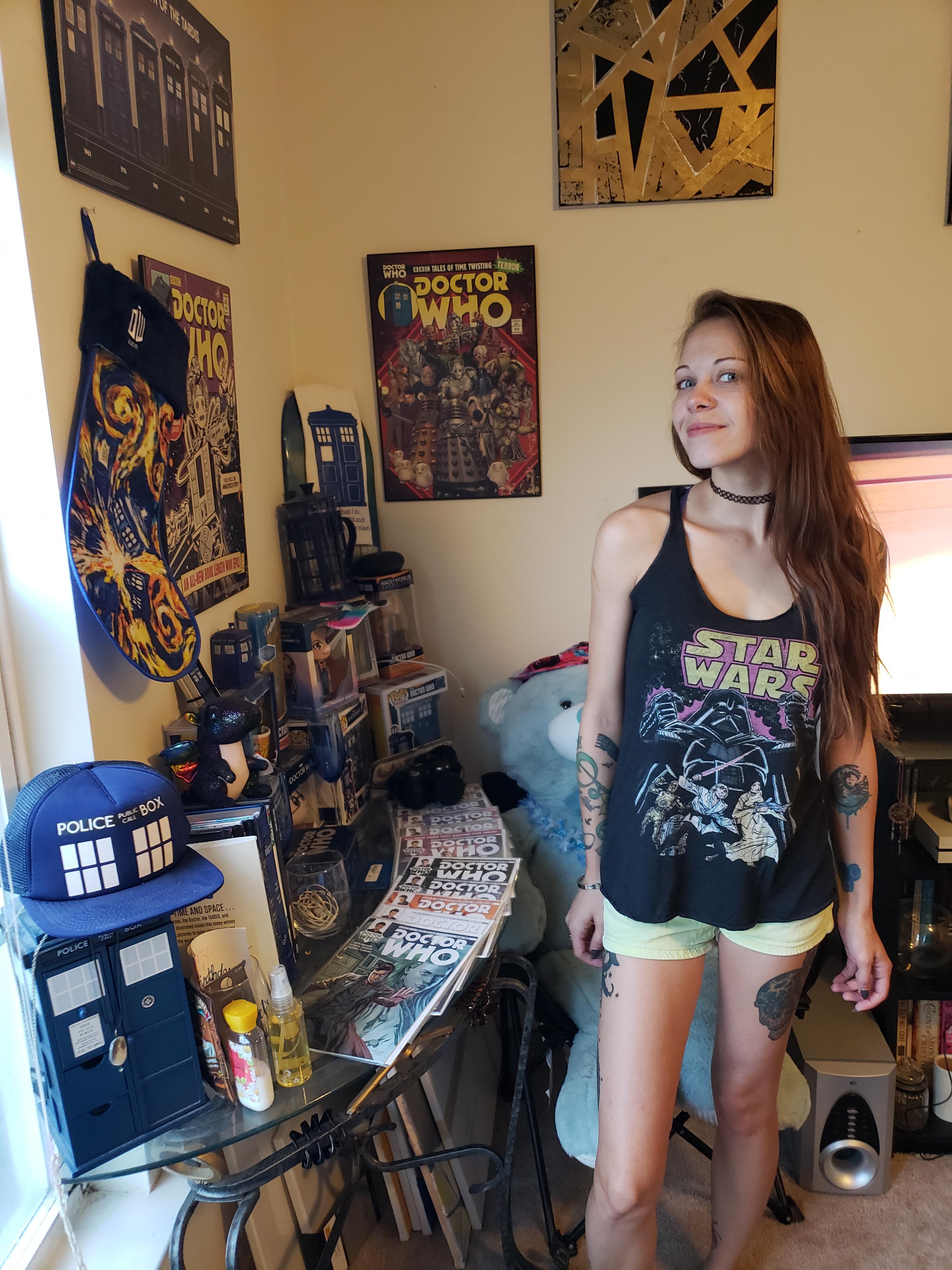 I get naked for nerds.. sapiosexual 😌💦 | Scrolller