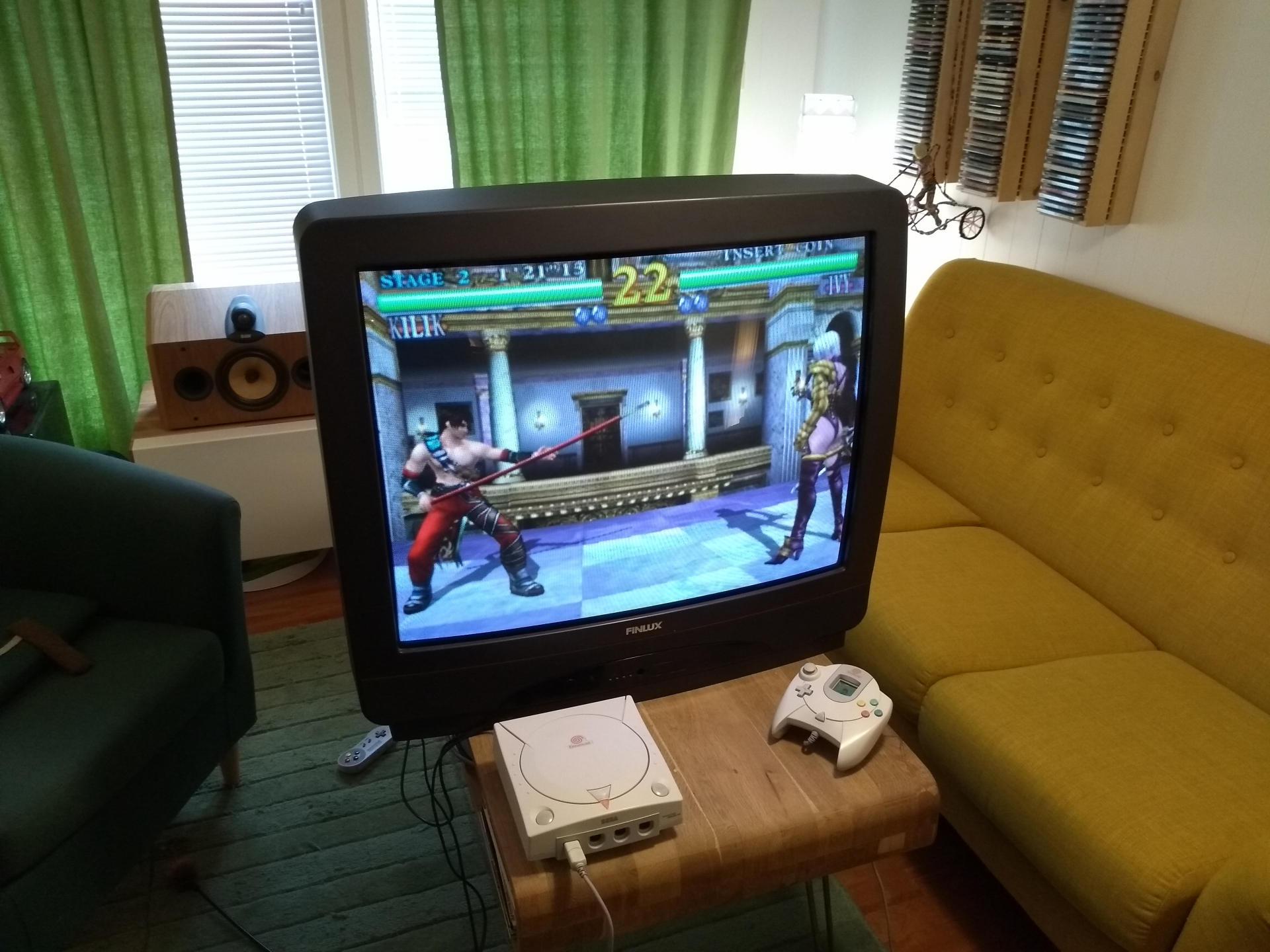 I got a free giant 32" CRT with RGB in | Scrolller