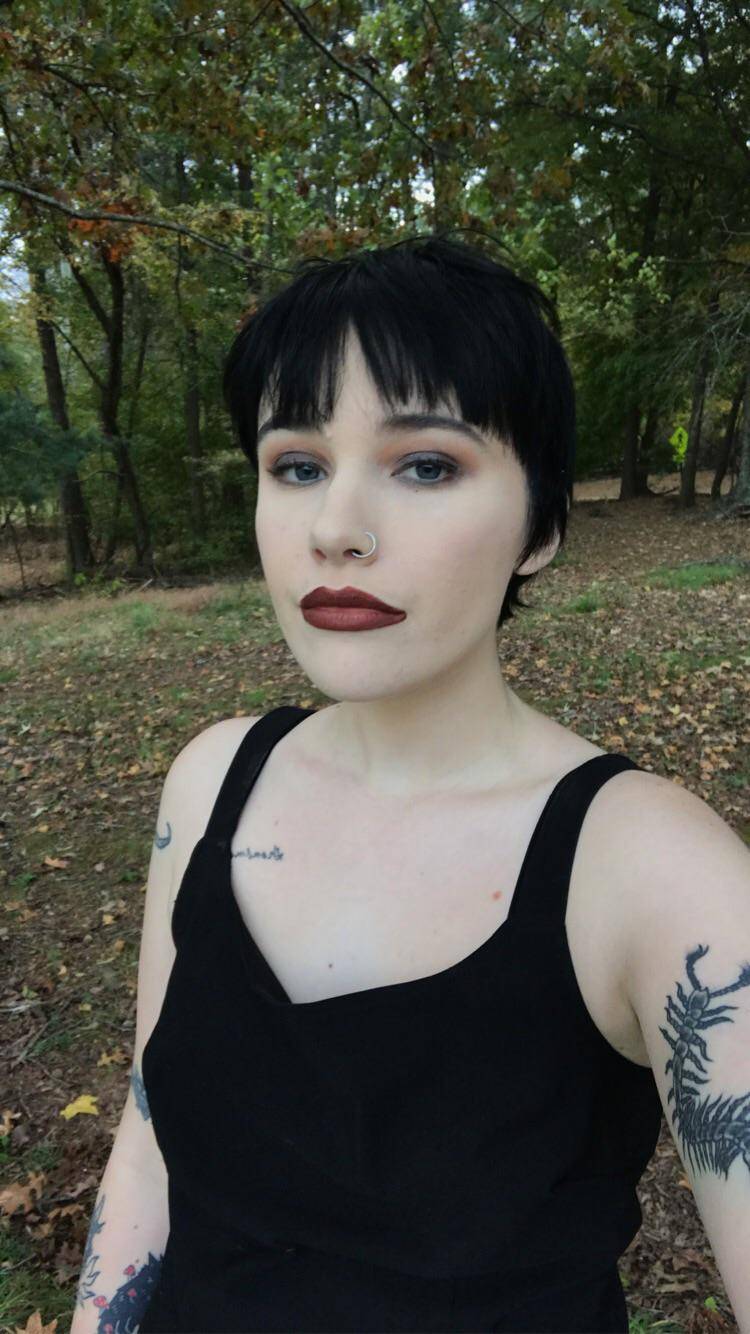 I just look cool in this photo I don’t know | Scrolller