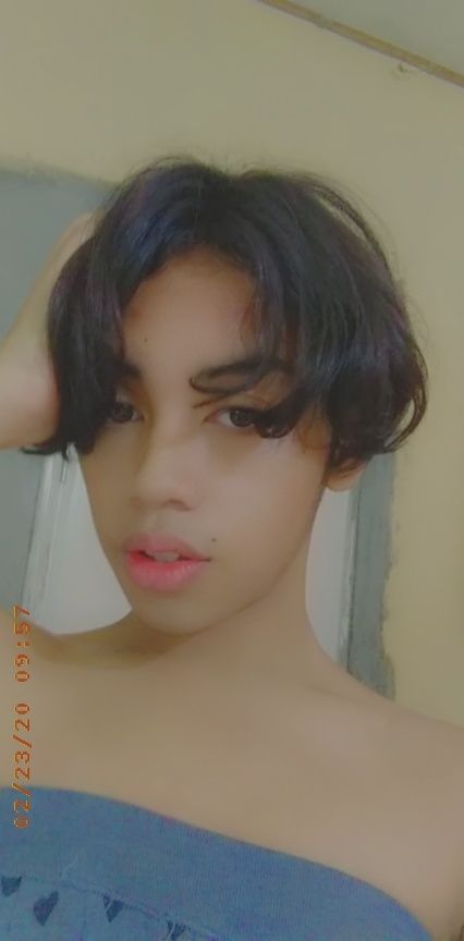 I look like a girl in this filter-- | Scrolller