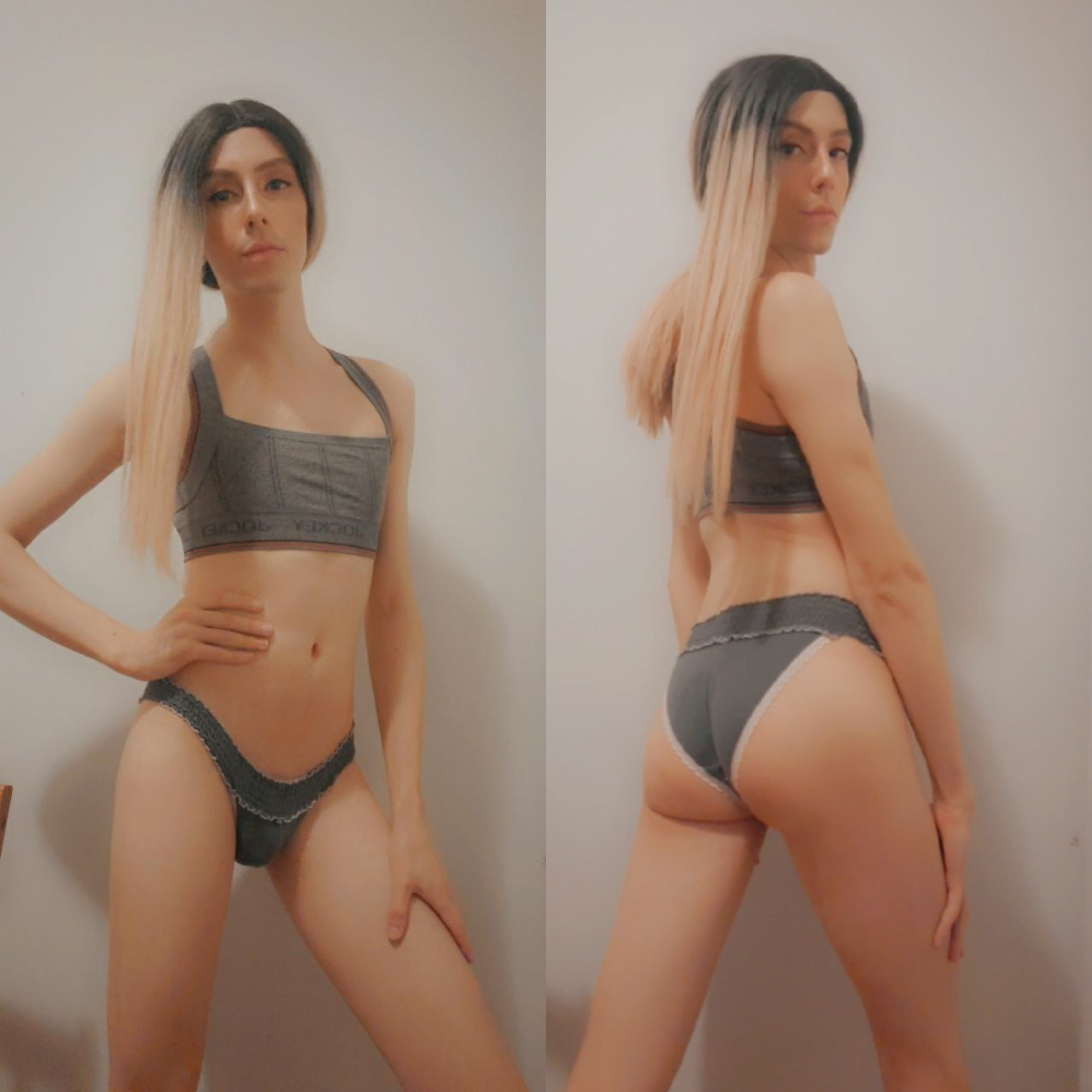 I love getting dolled up for you 😘 wanna watch me take it off? | Scrolller