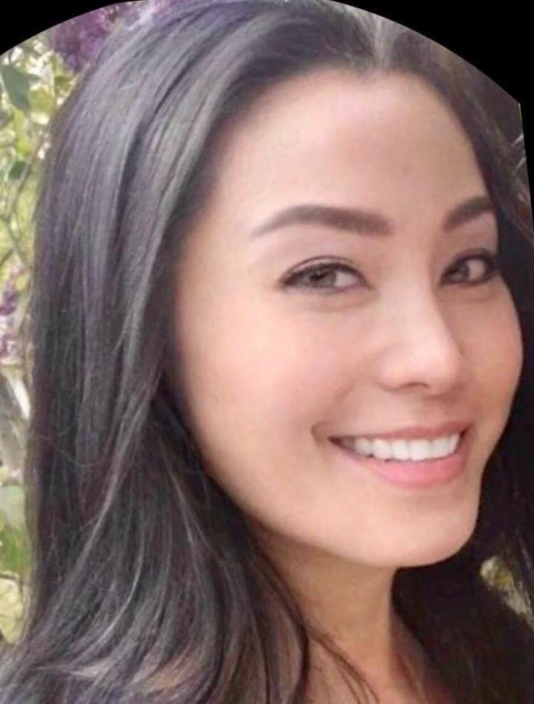 ???i love her eyes. i awnt to come inside her mouth while she is staring at me | Scrolller