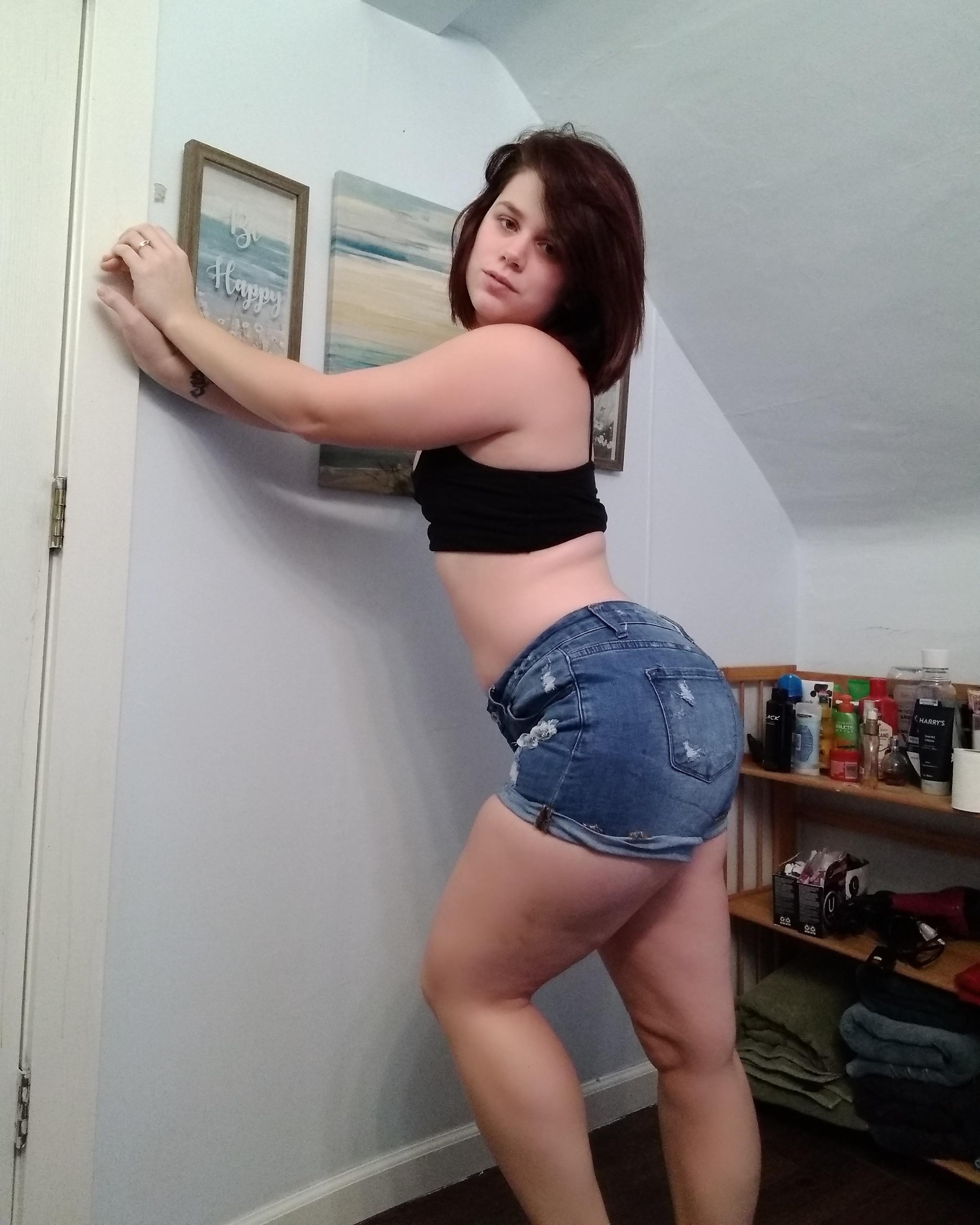 I Love Showing Off My Ass 😋🍑🥵 Click The Link In My Bio To See More