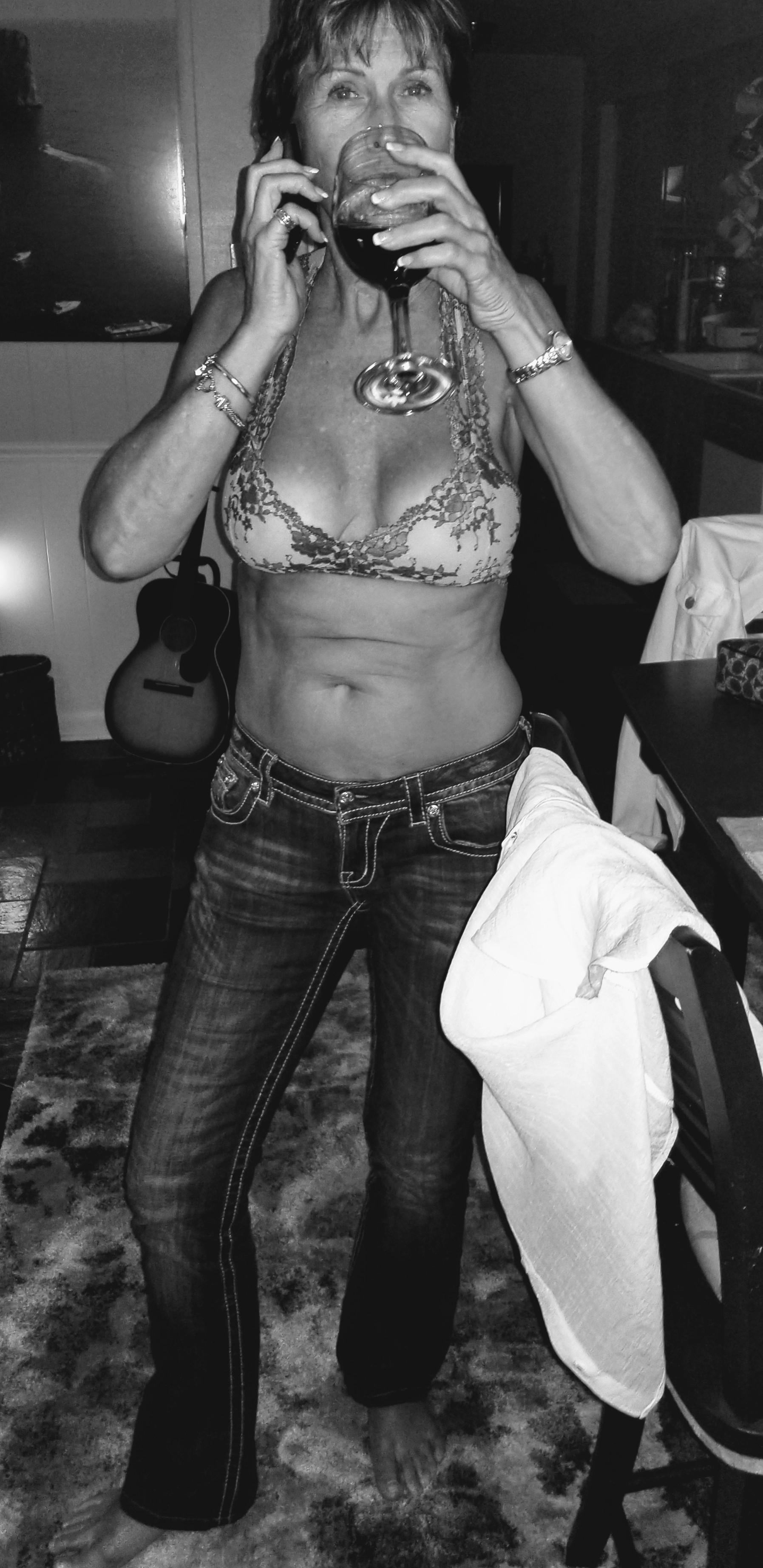 I love teasing.... | Scrolller