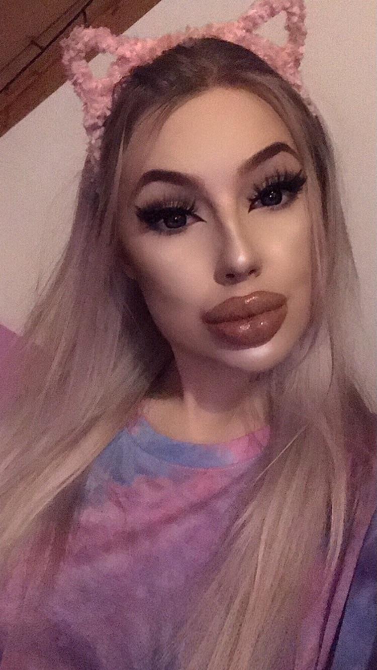 i’m your kitty😈💋 | Scrolller