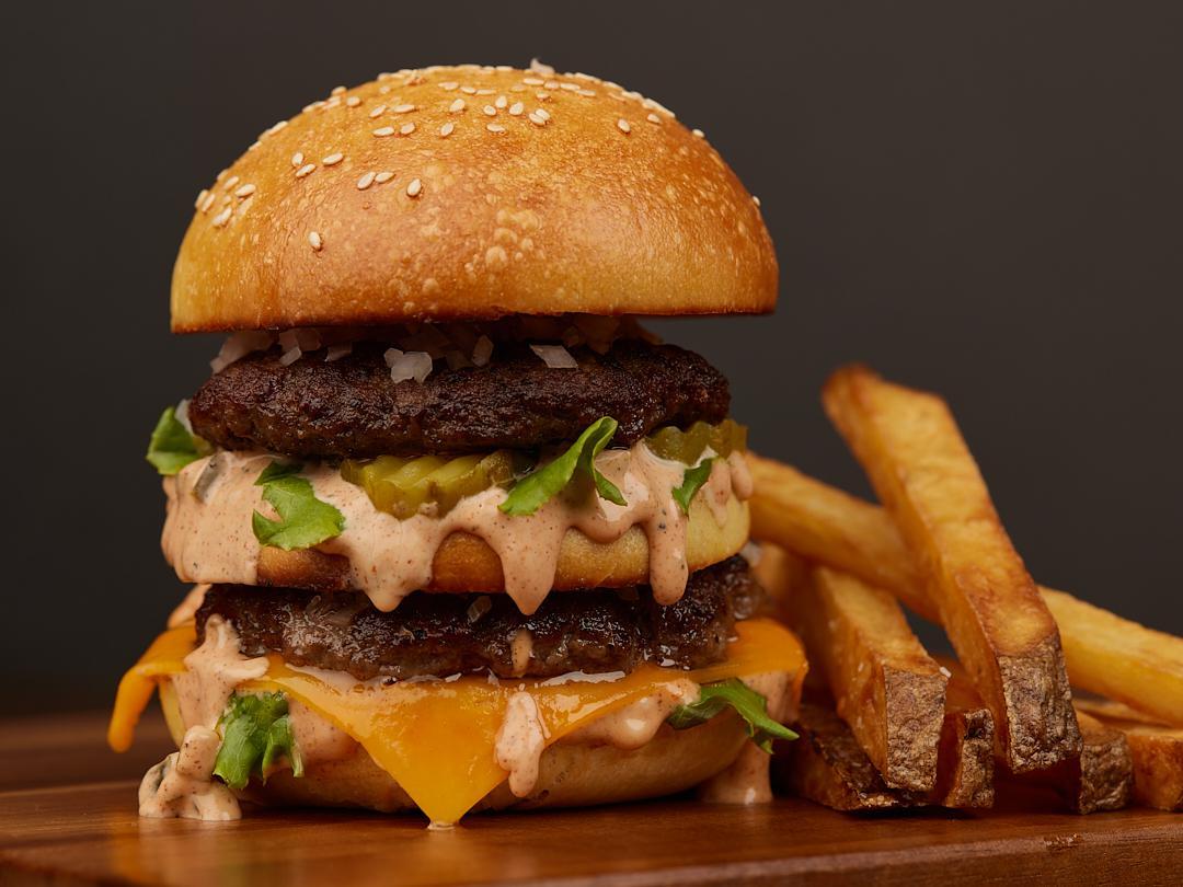 I Made a Double Decker Cheeseburger | Scrolller