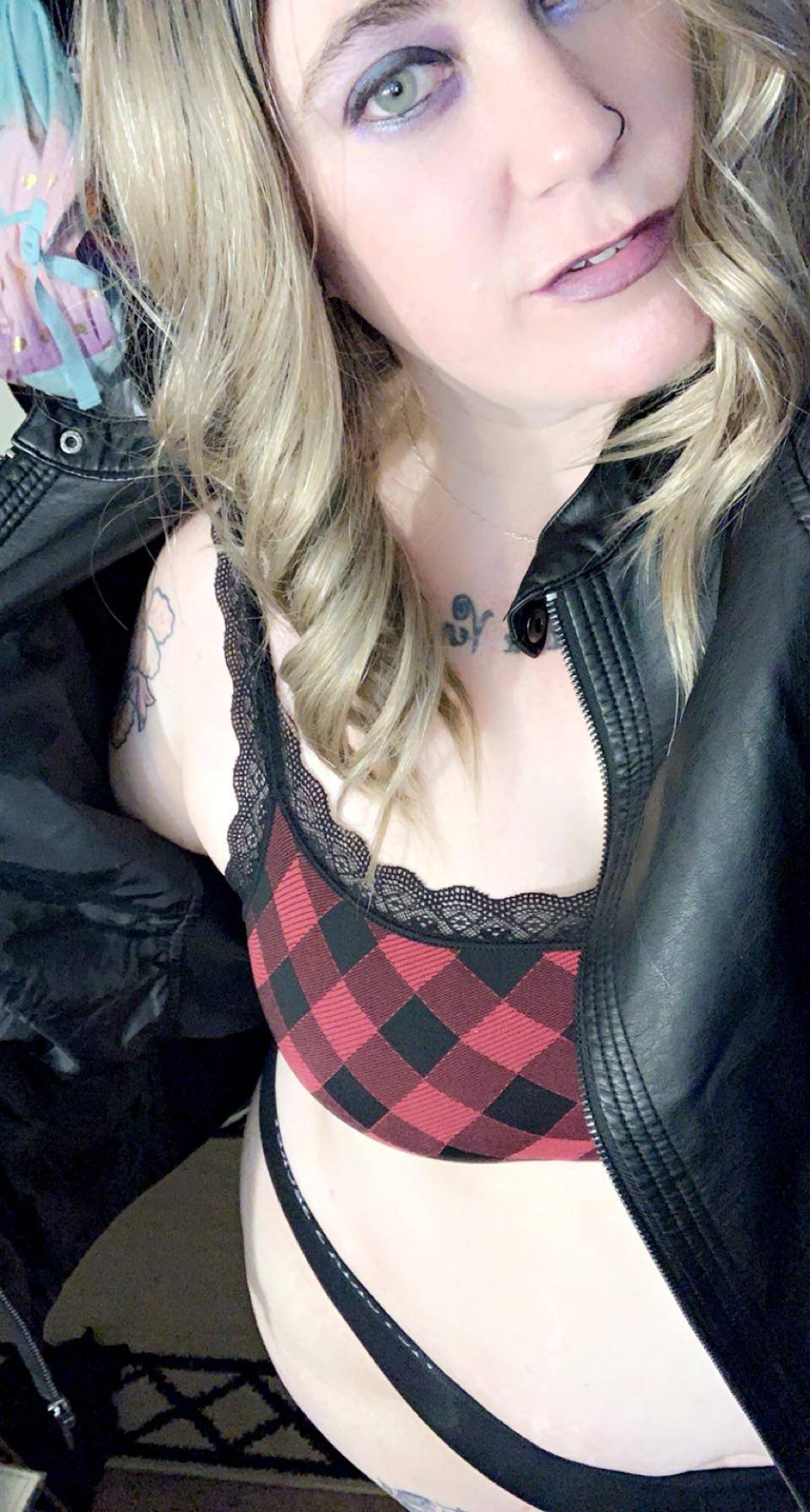 I ️ plaid. | Scrolller