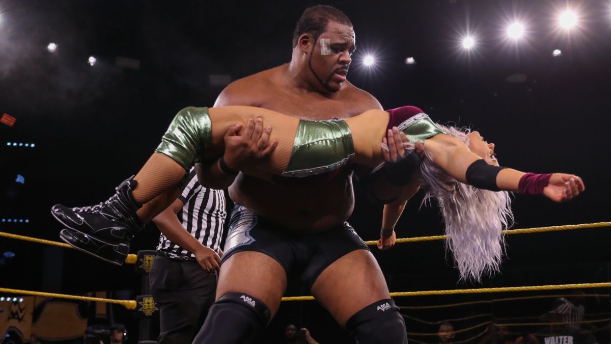 I think she's KO'ed, Keith | Scrolller