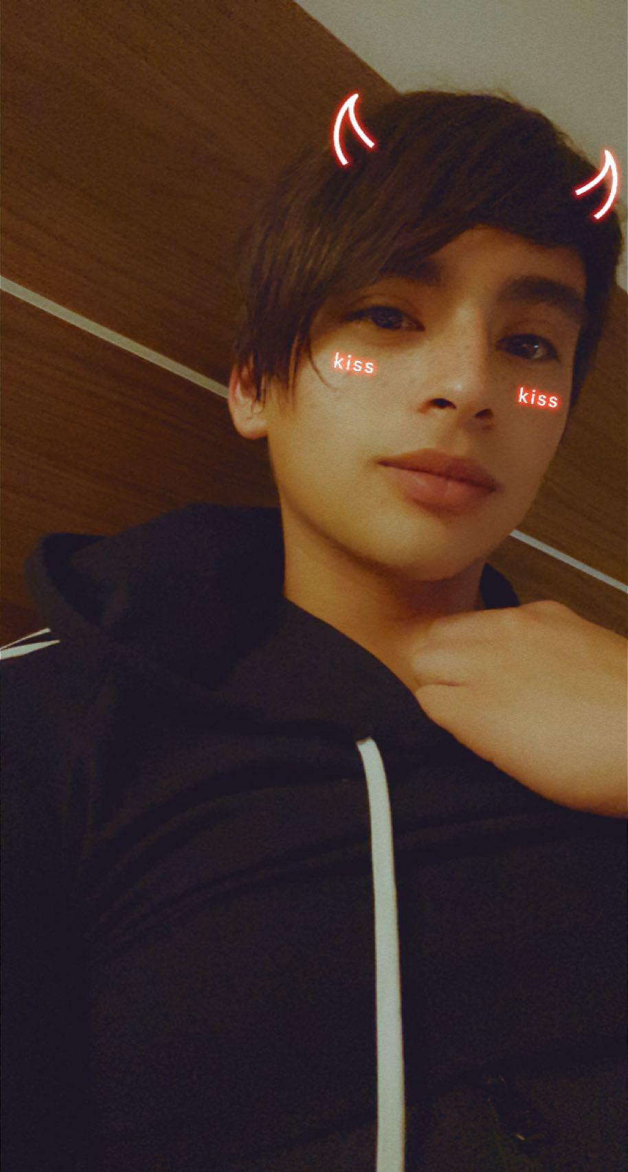 I wanna look more fem 😩 ️ | Scrolller