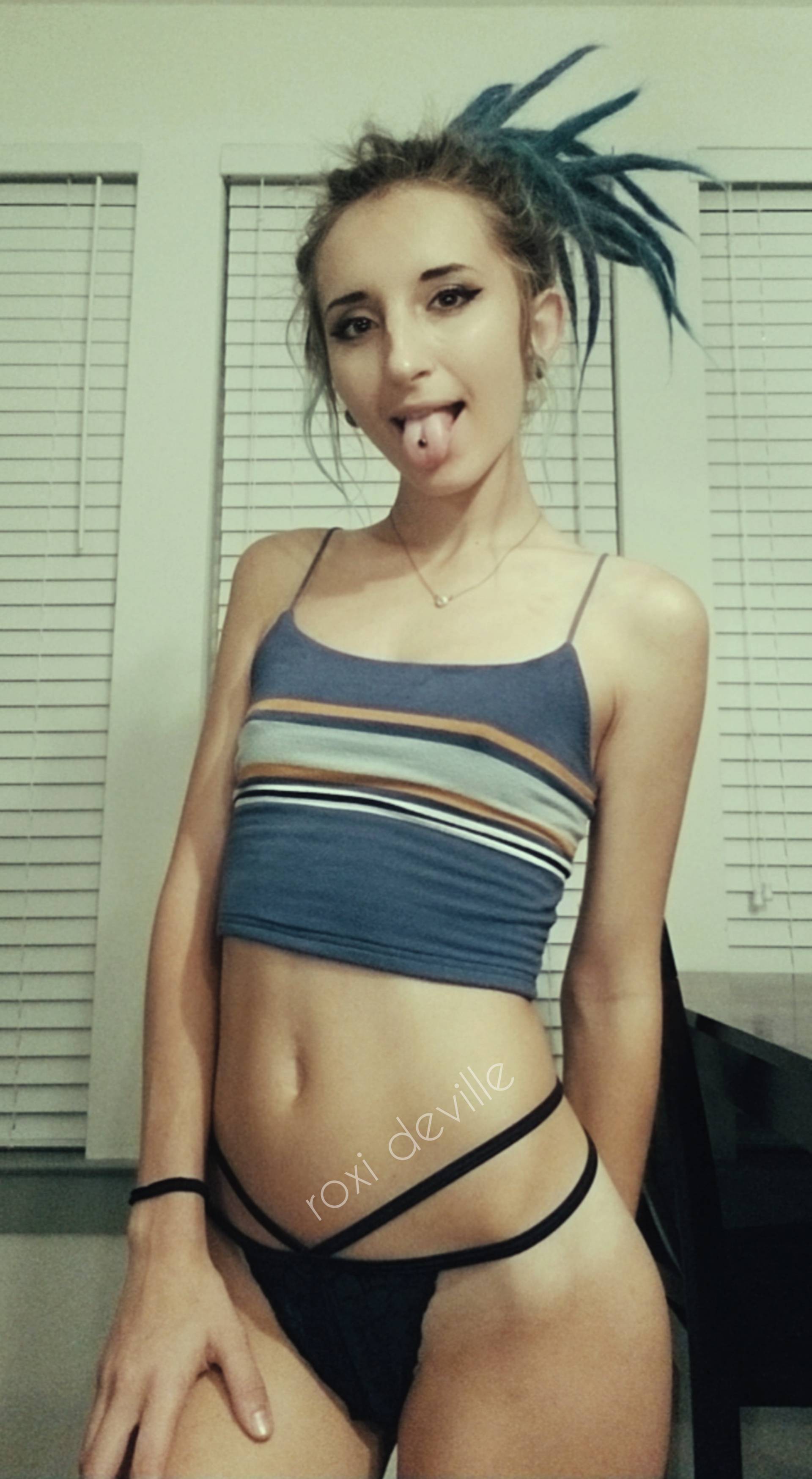 I want to be spanked | Scrolller