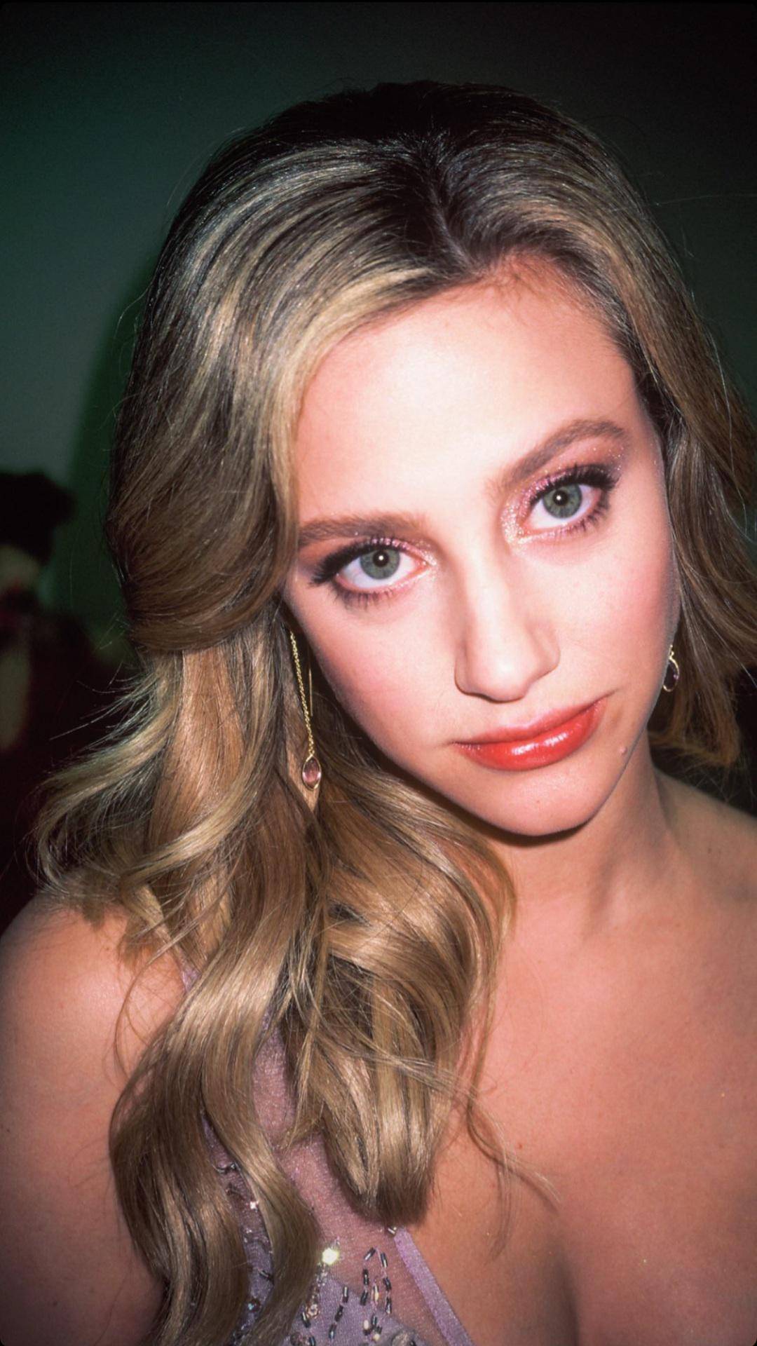 I... WOOOW! She's out of this world🥵😍😍 | Scrolller