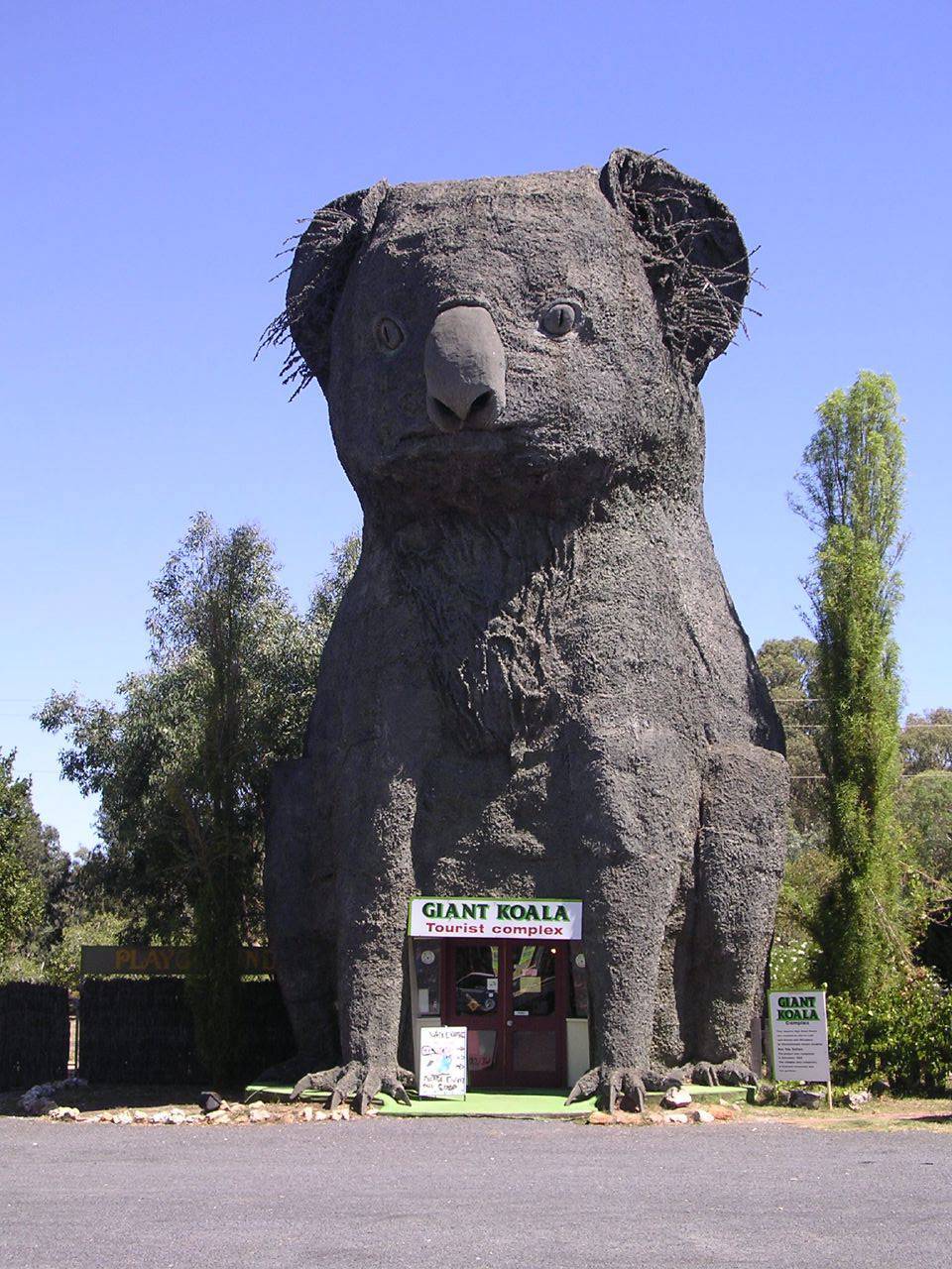 If you keep picking on me, I'm going to tell my big brother! | Scrolller