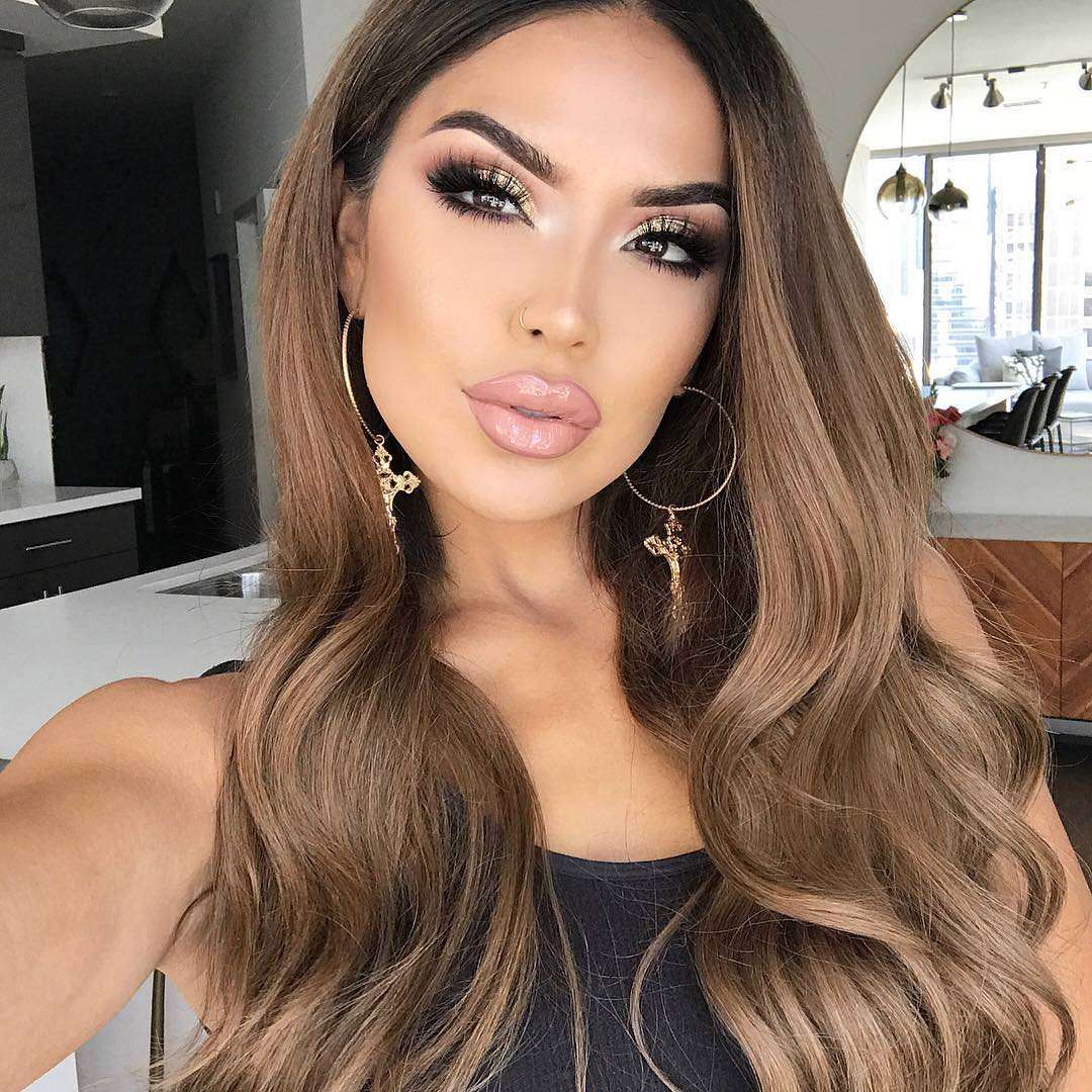 Discover more like TrophyWives: Iluvsarahii (2 pics) and Related Content | Scrolller