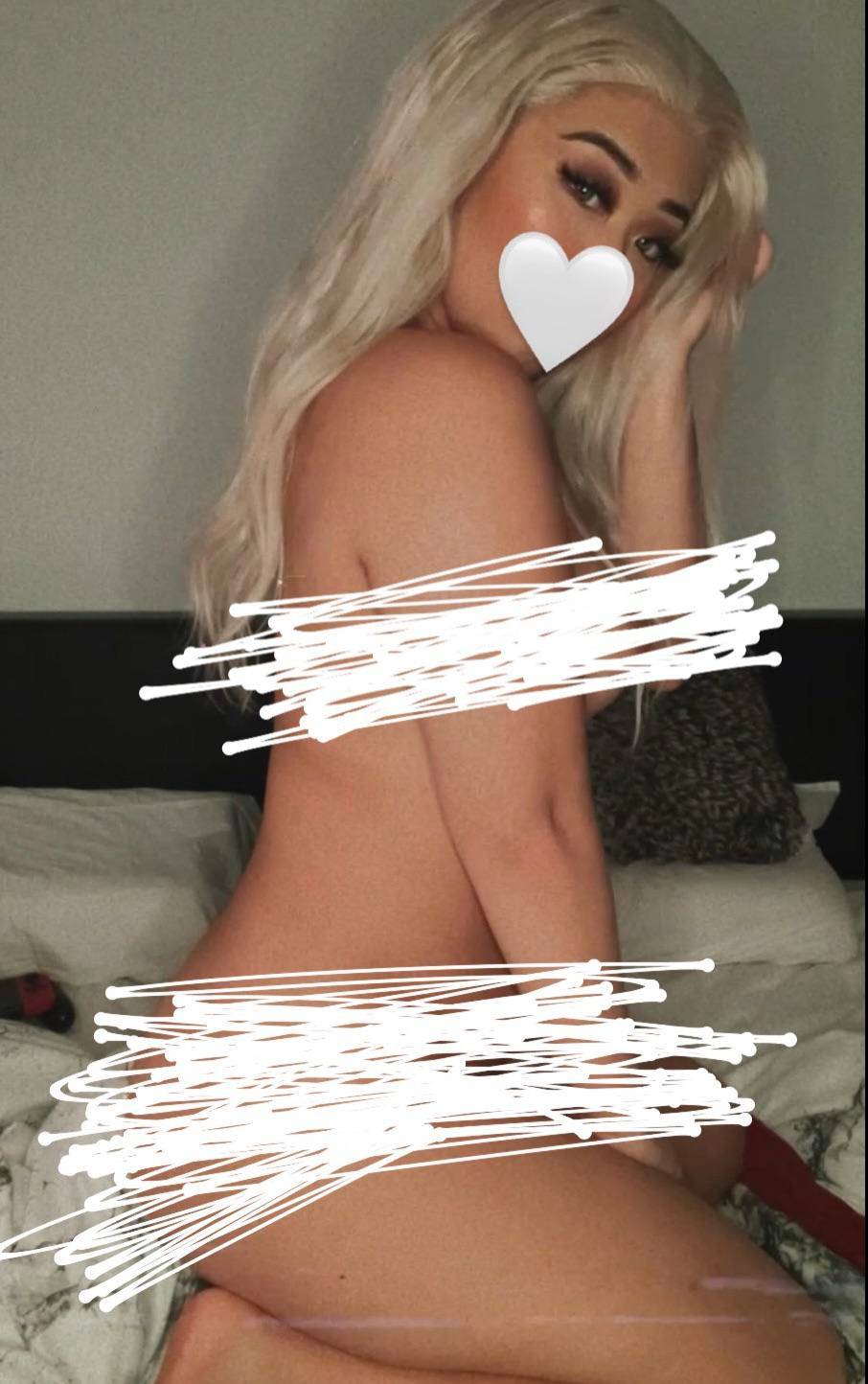 Thirst trap from Japanese college babe💋 | Scrolller