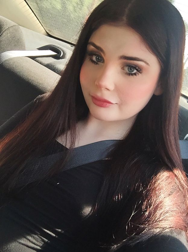 Imagine u next to me in the car and u see my pants rise up! what would u do? | Scrolller