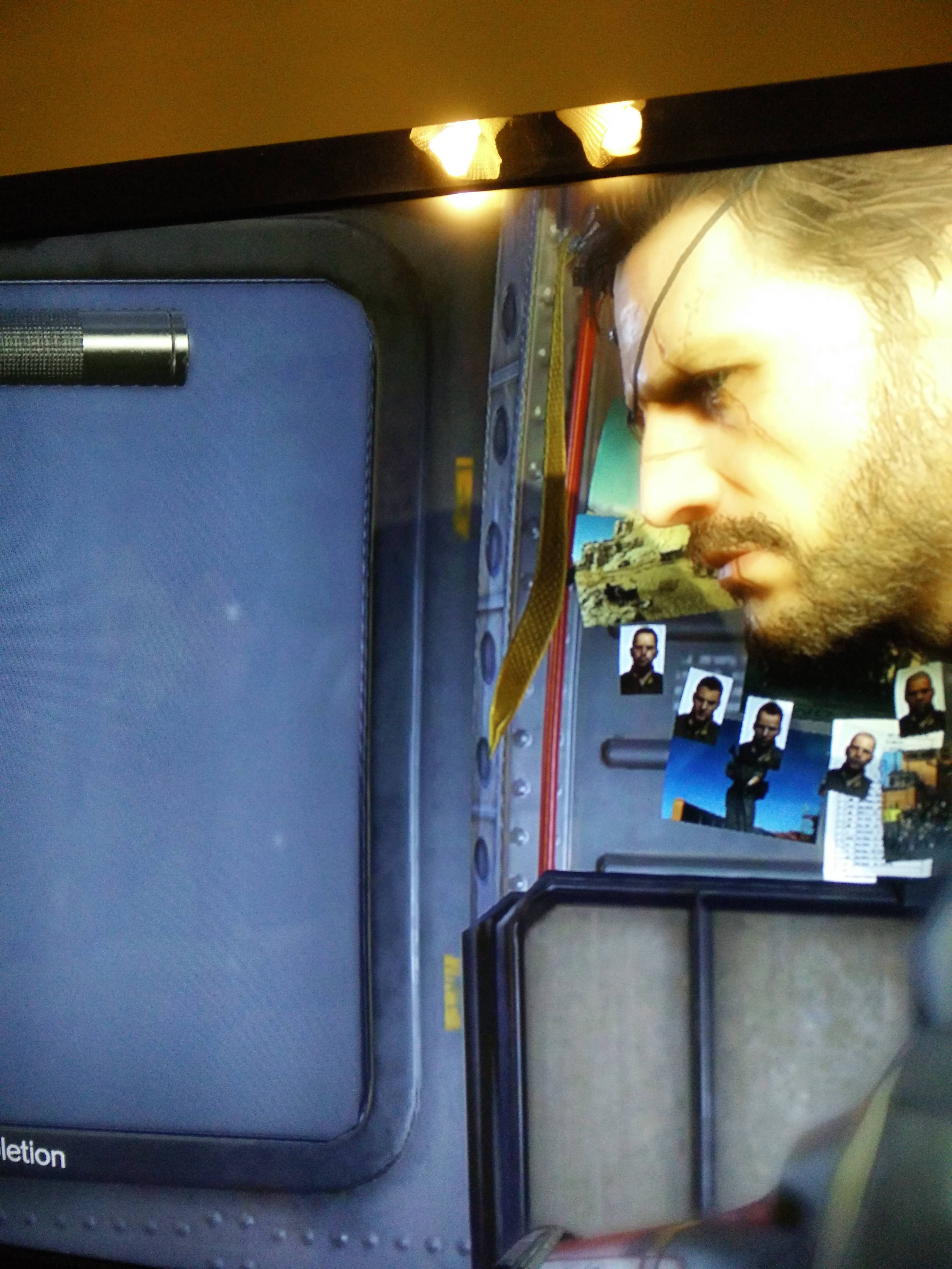 In ACC's window you can see your avatar in the reflection. | Scrolller