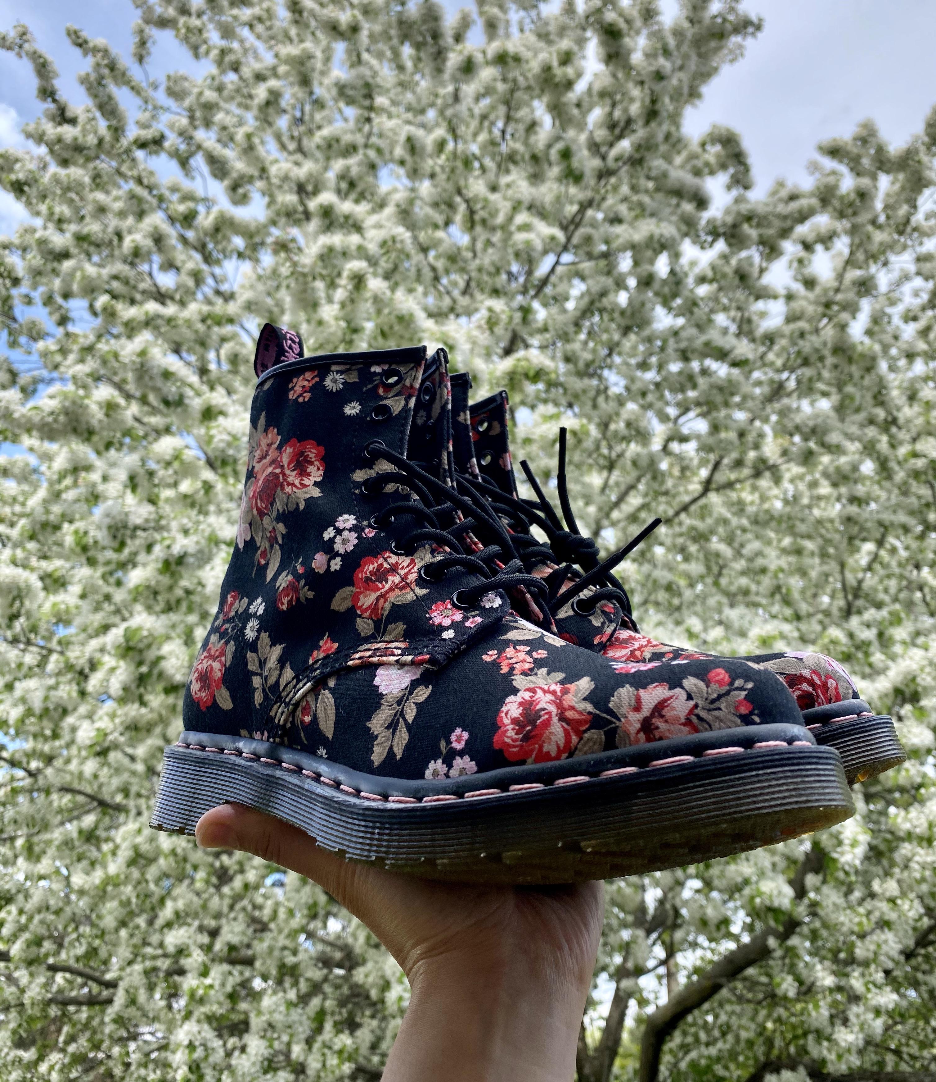 In bloom | Scrolller