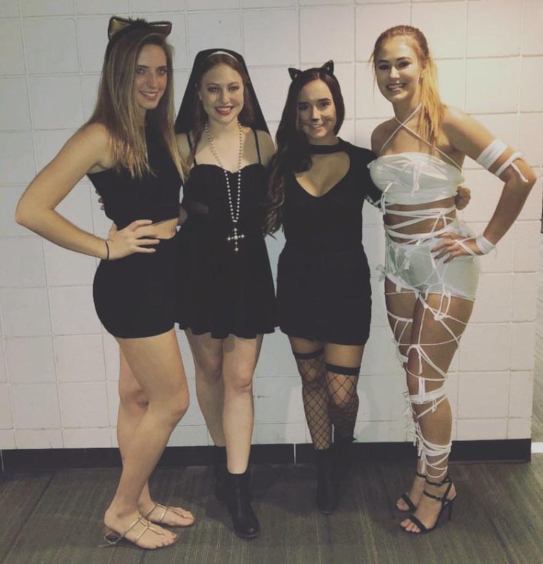 In the dorms | Scrolller