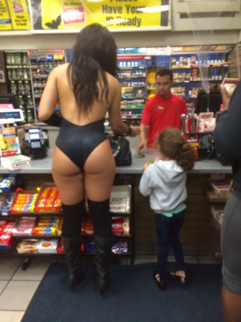 In the store | Scrolller