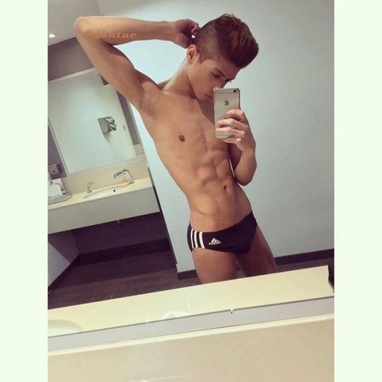 In the toilets (X-Post /r/speedos) | Scrolller