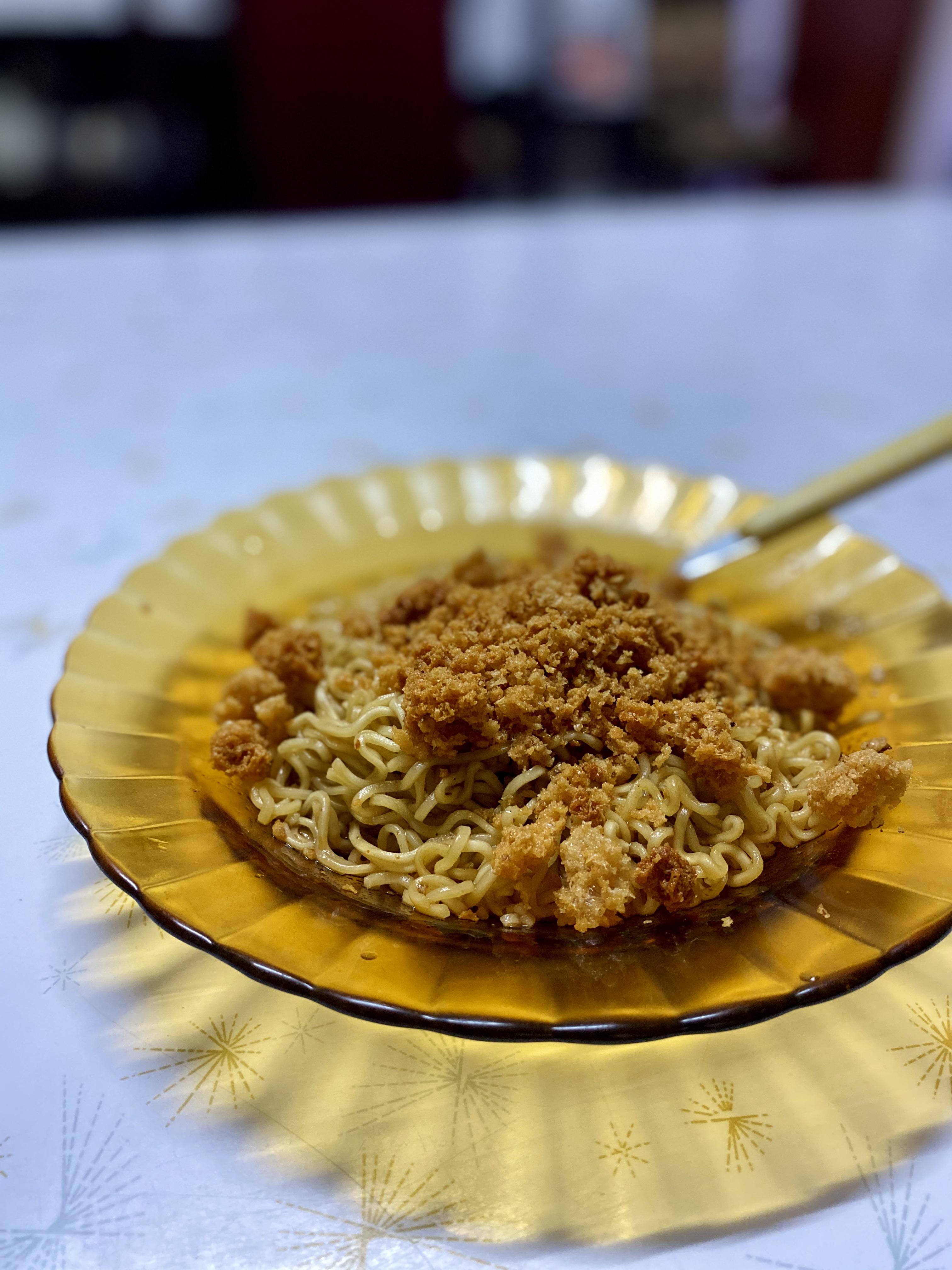 Indomie Goreng Jumbo With Suharti’s Kremes. Fine Dining. | Scrolller
