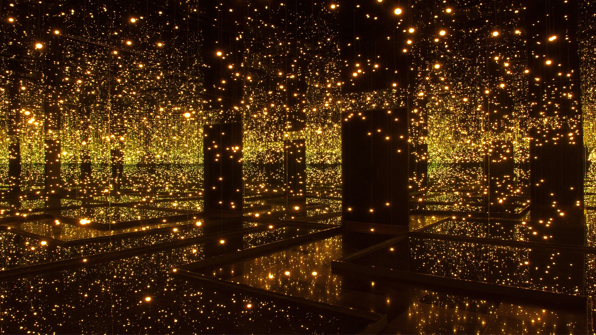 Infinity room | Scrolller