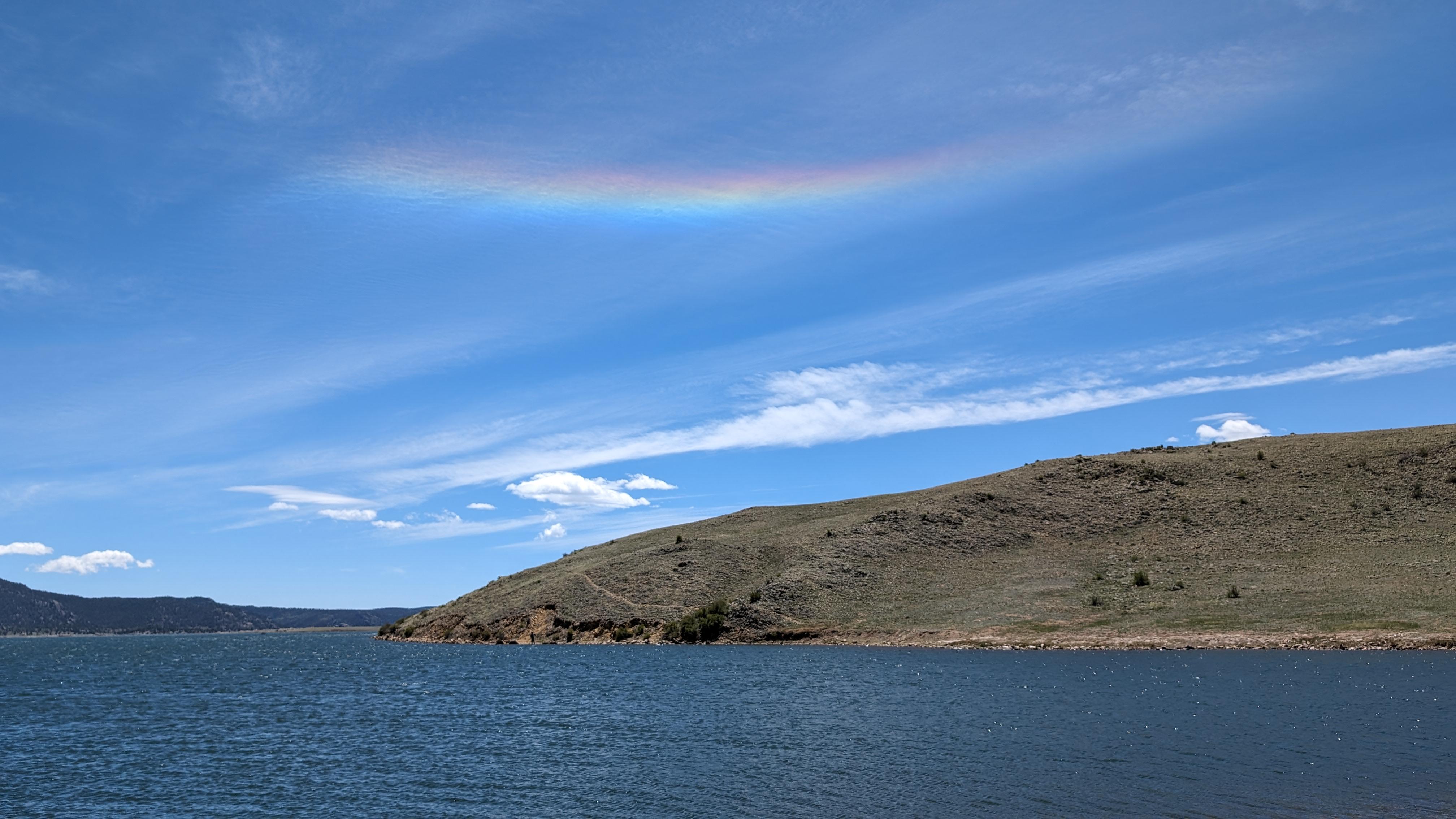Iridescent cloud over 11 mile | Scrolller