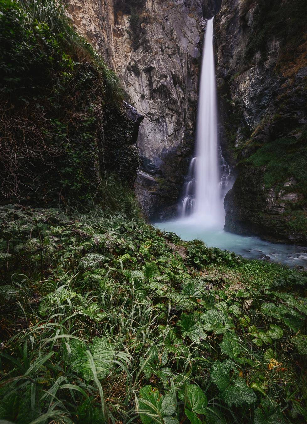 Isollaz falls | Scrolller