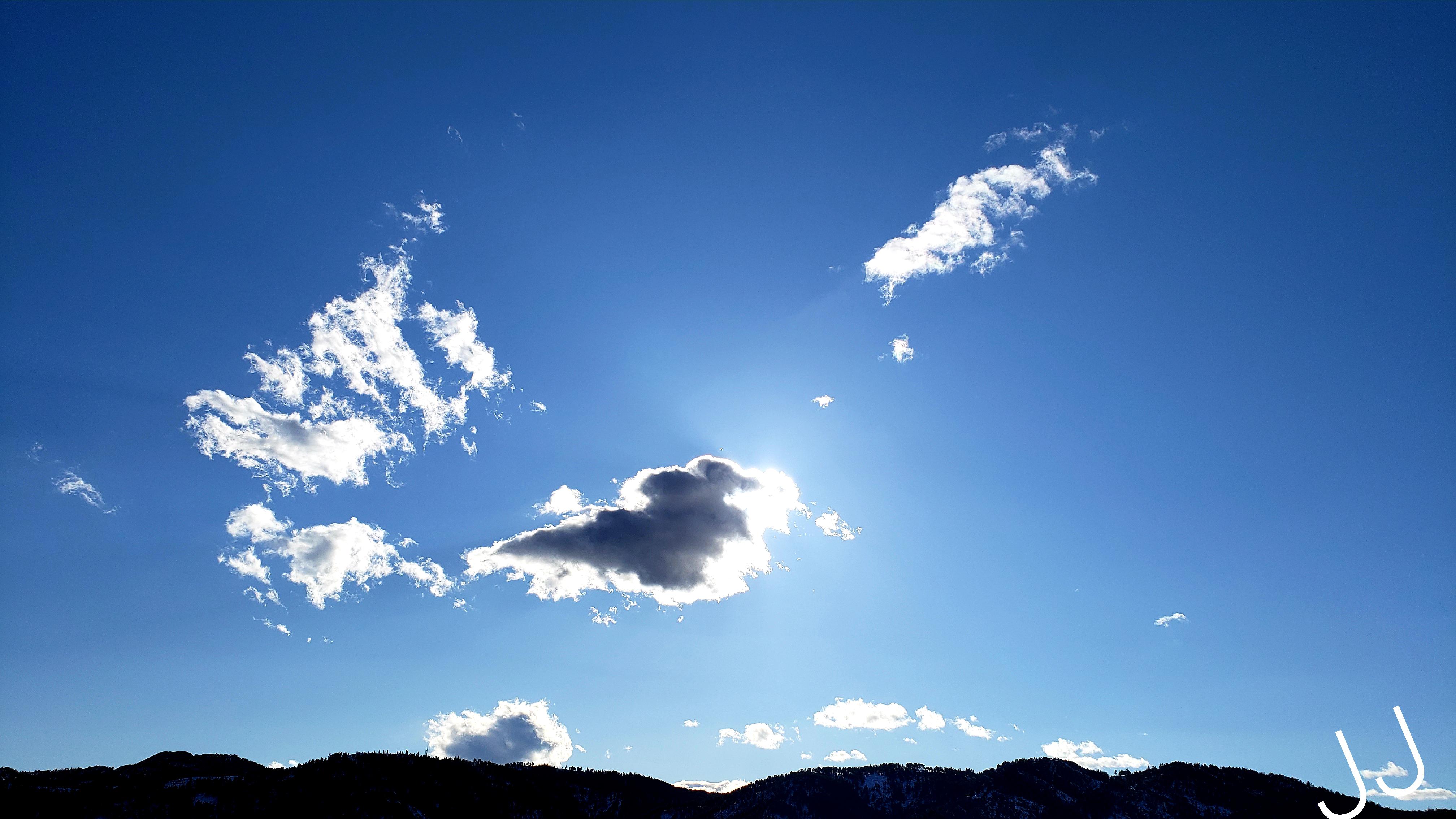 ITAP of a Cloud | Scrolller