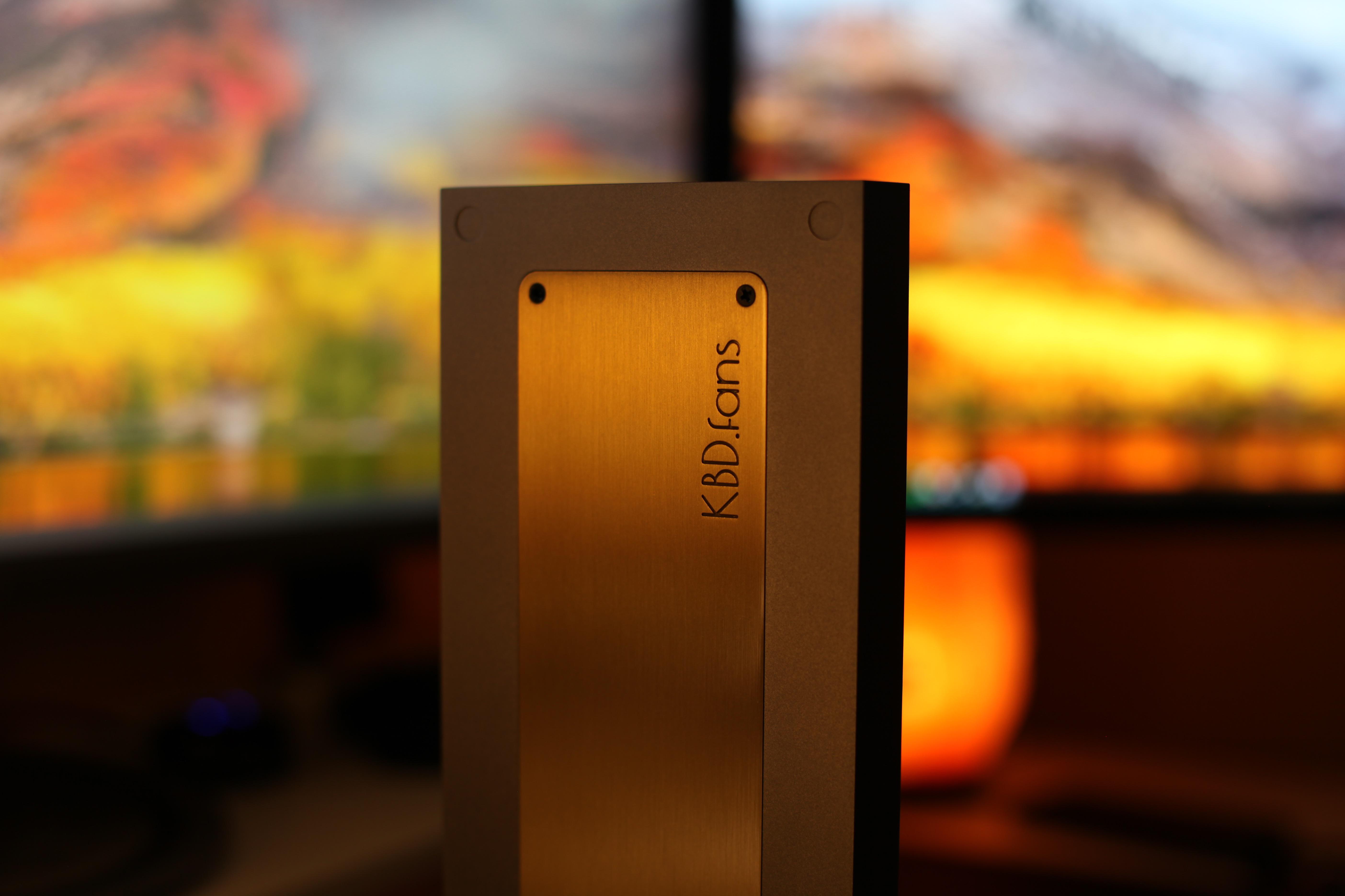 It'sa requirement to take glamour shots with a new keeb, right? | Scrolller