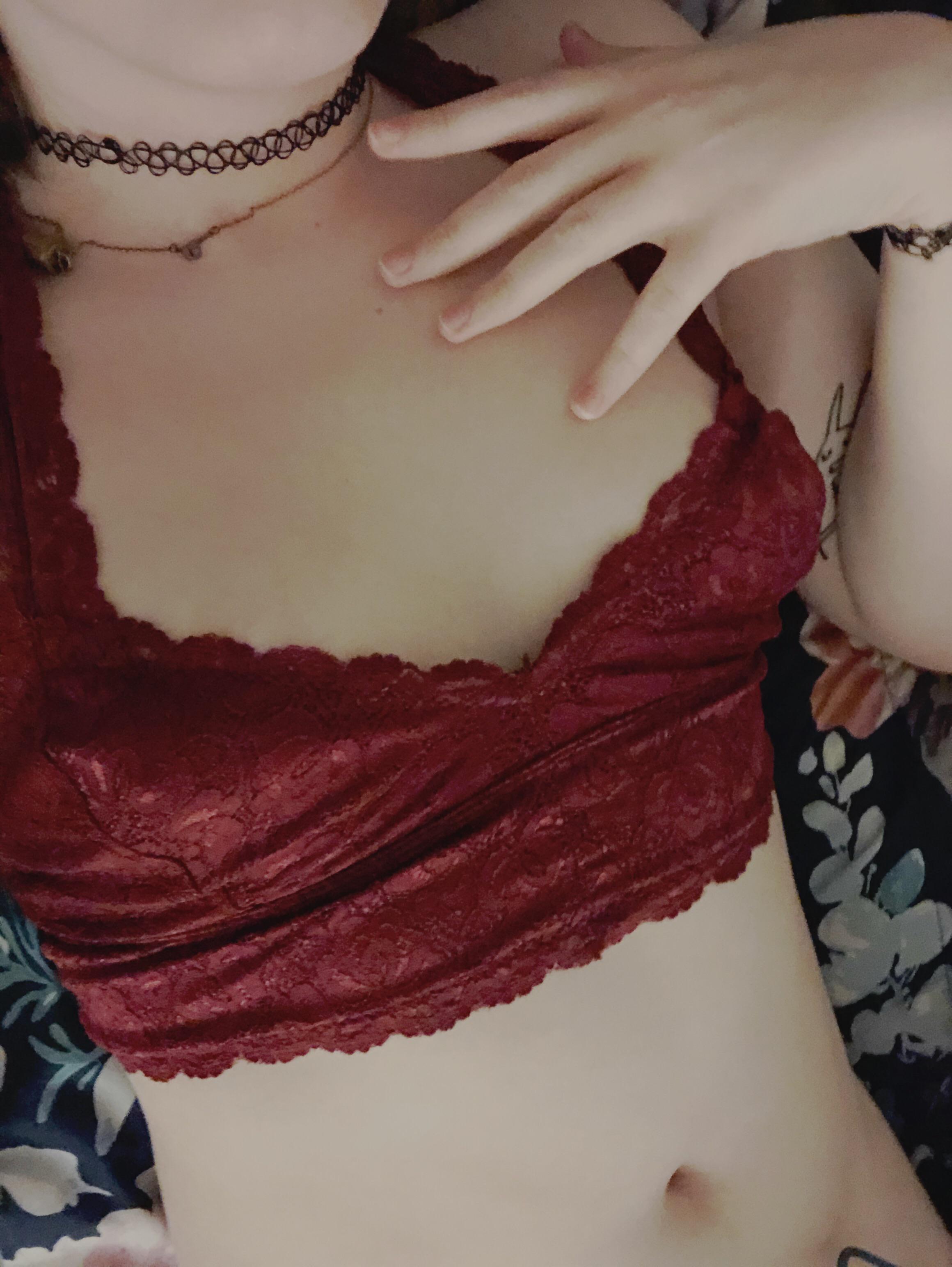 Itty bitty titty committee | Scrolller