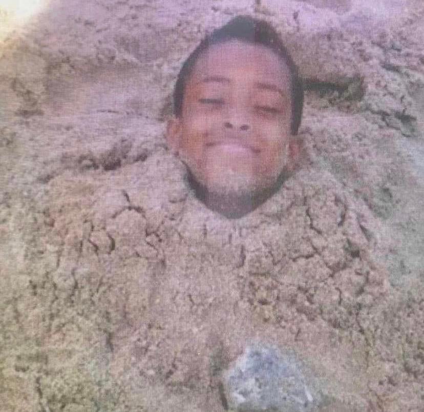 Jah in Sand😳 | Scrolller