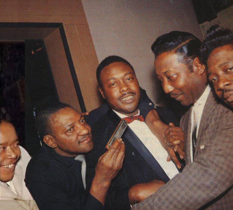 James Cotton, Sonny Boy Williamson II, Jimmy Rogers, Muddy Waters, Otis Spann in Muddy Waters ...