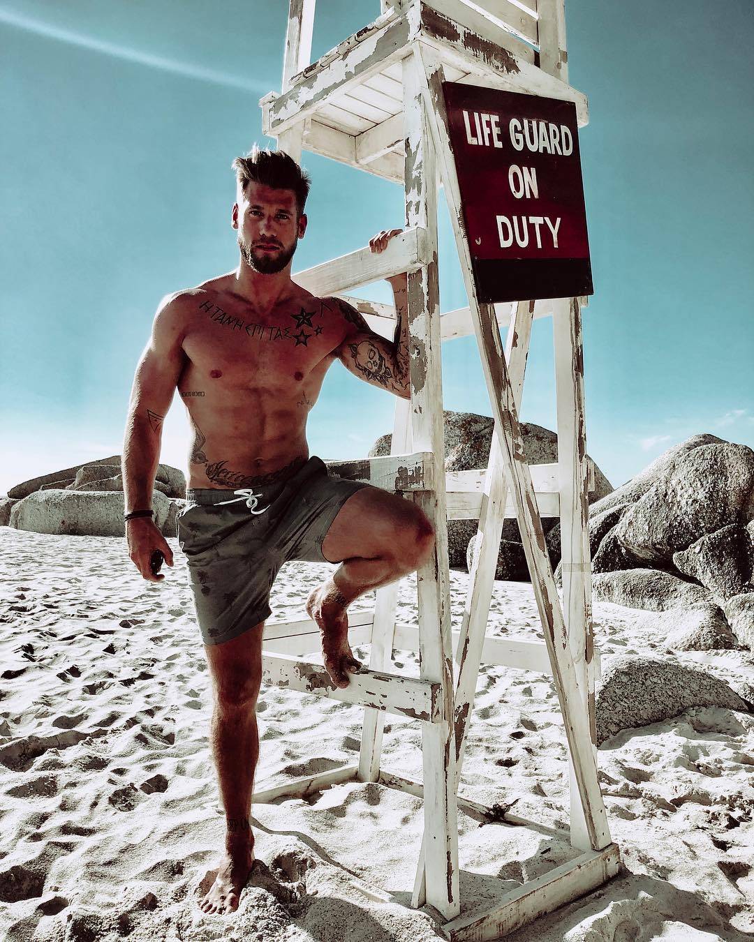 Jan Moeller | Scrolller