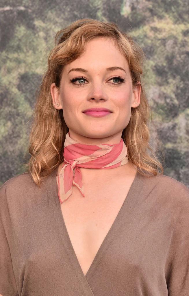 Jane Levy | Scrolller