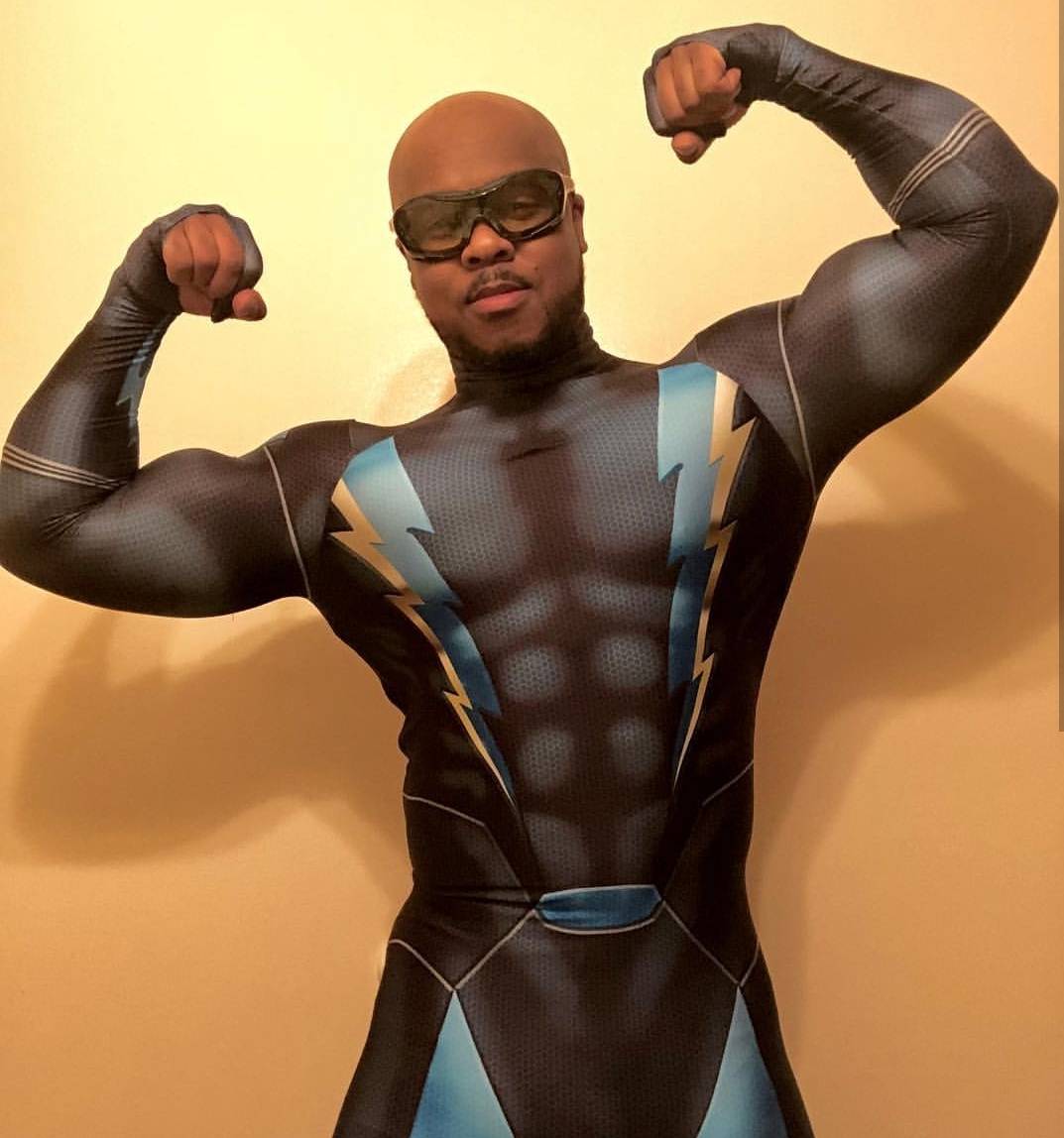 Jefferson Pierce, Black Lightning cosplay by Ron Walls Jr | Scrolller