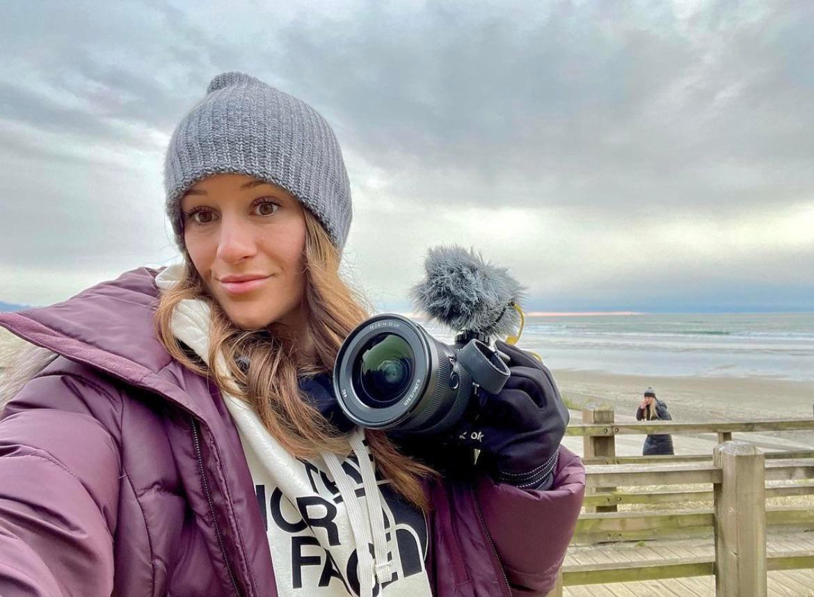 Jenna selfie | Scrolller